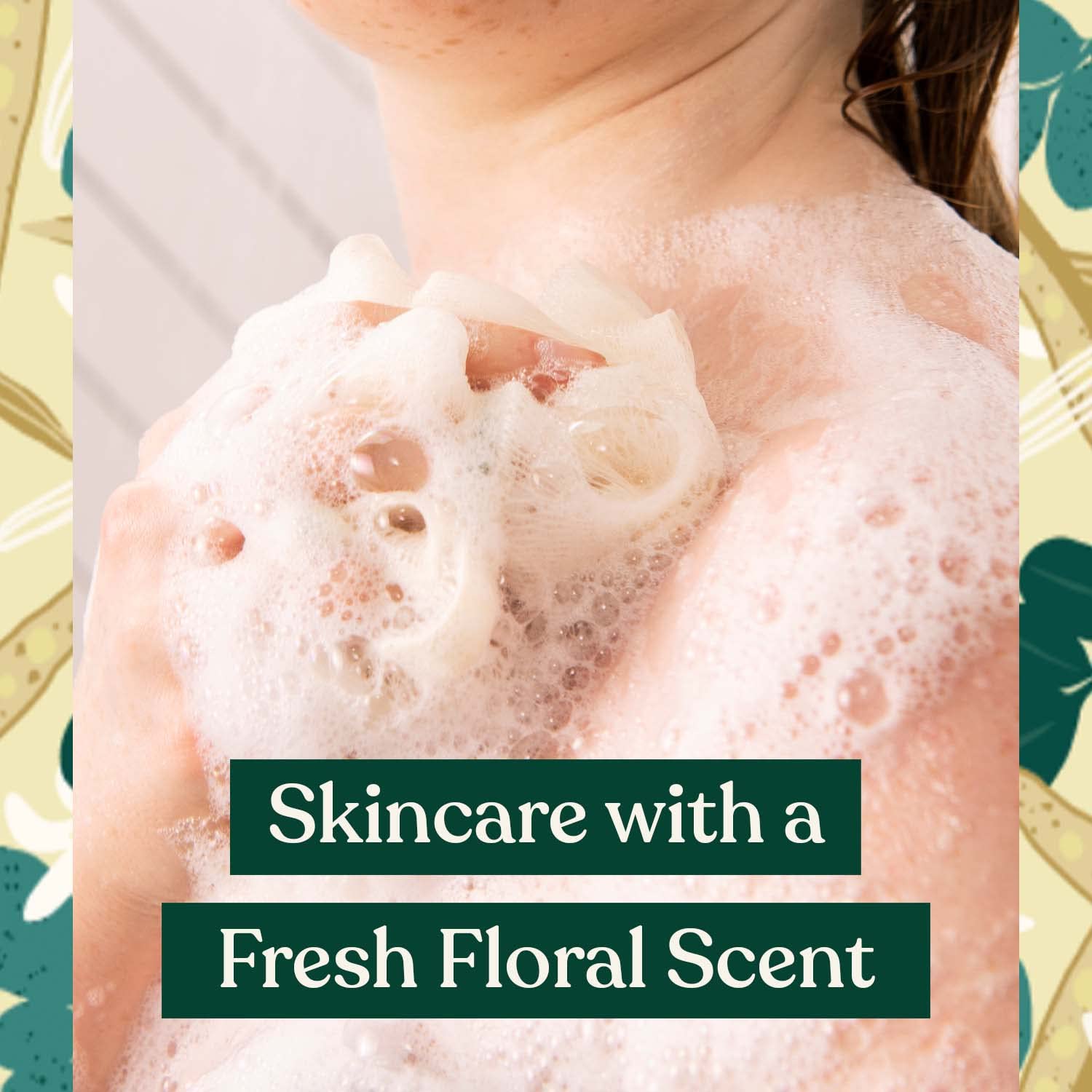The Body Shop Fresh & Flowery Moringa Essentials Gift Set, Floral Skincare Treats, 5 Items