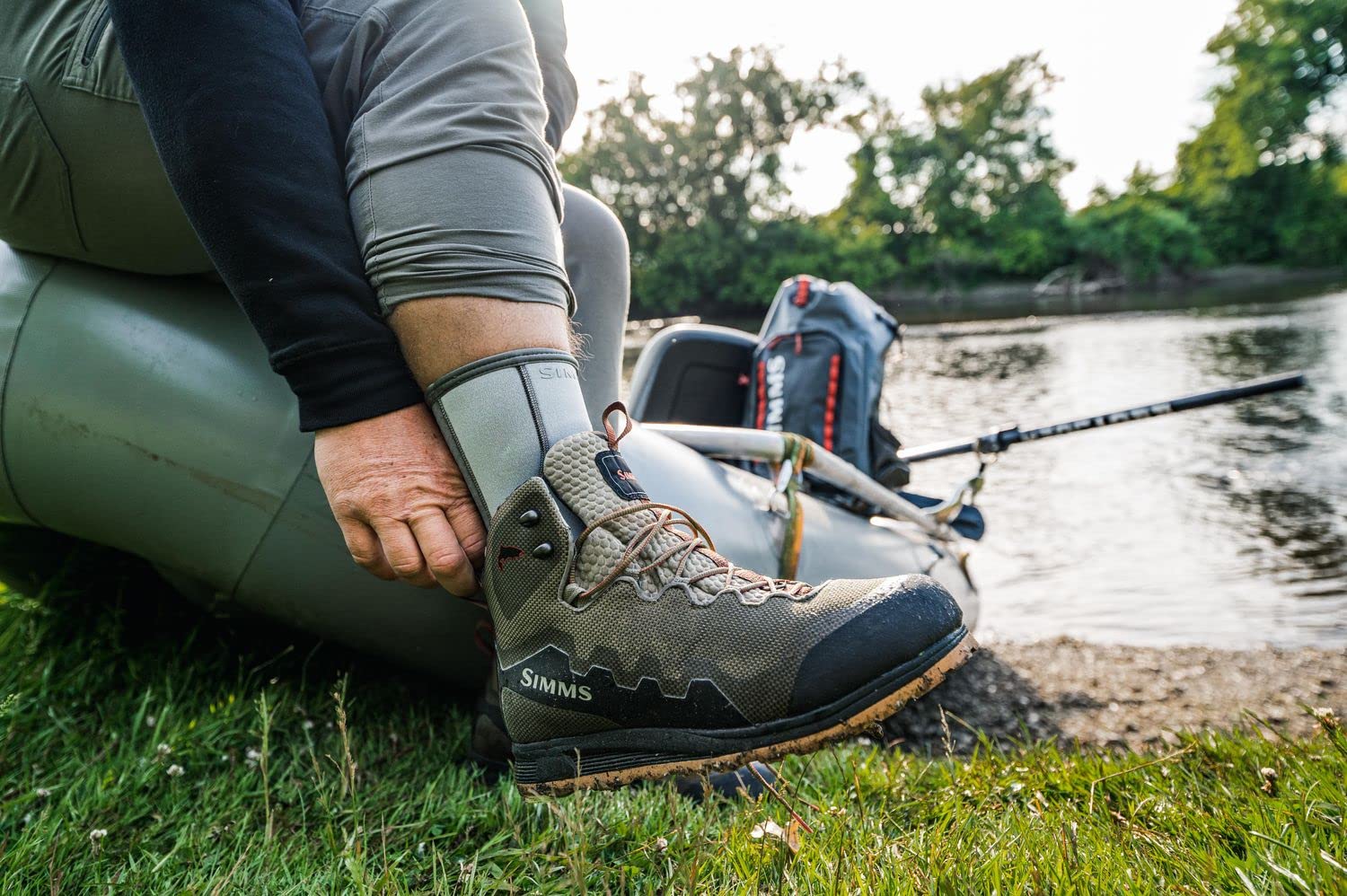 Simms Neoprene Wading Socks for Fly Fishing – Abrasion-Resistant and Comfortable Wet Wading Socks (Cinder, Small)