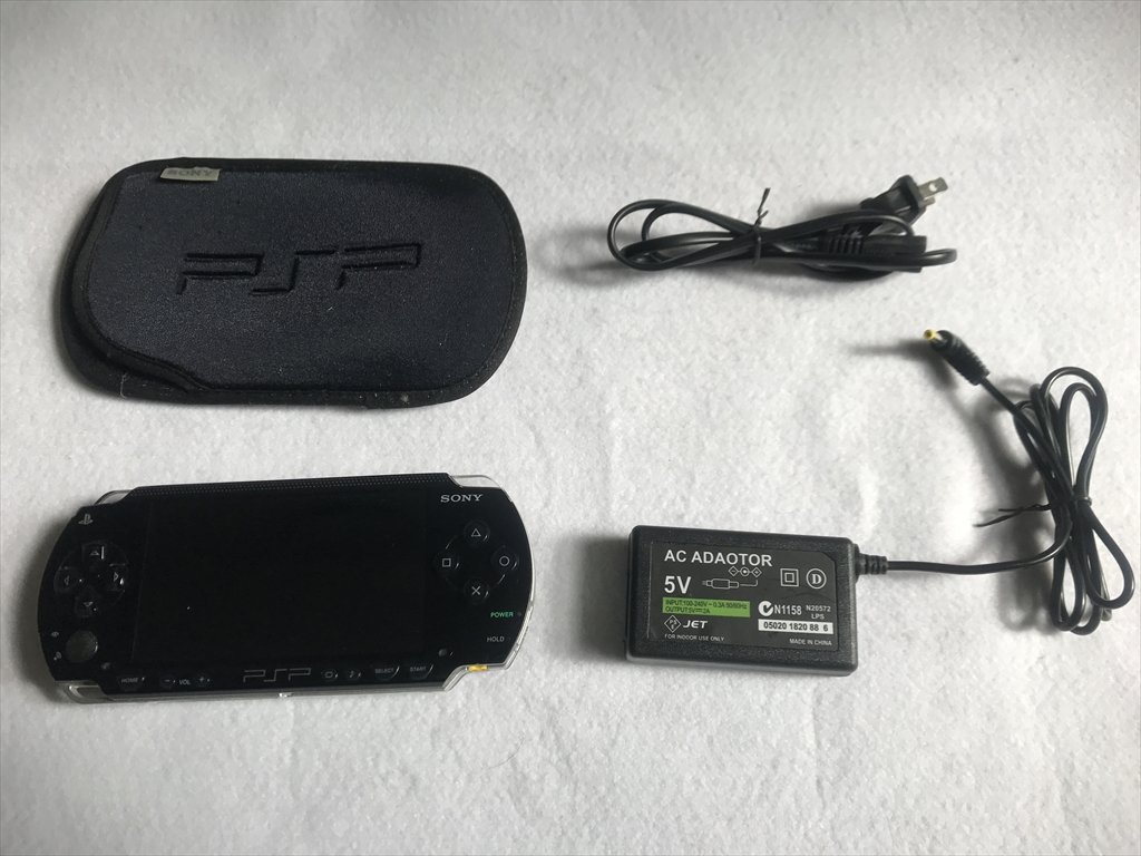 PSP「プレイステーション・ポータブル」 (PSP-1000) 【メーカー生産終了】