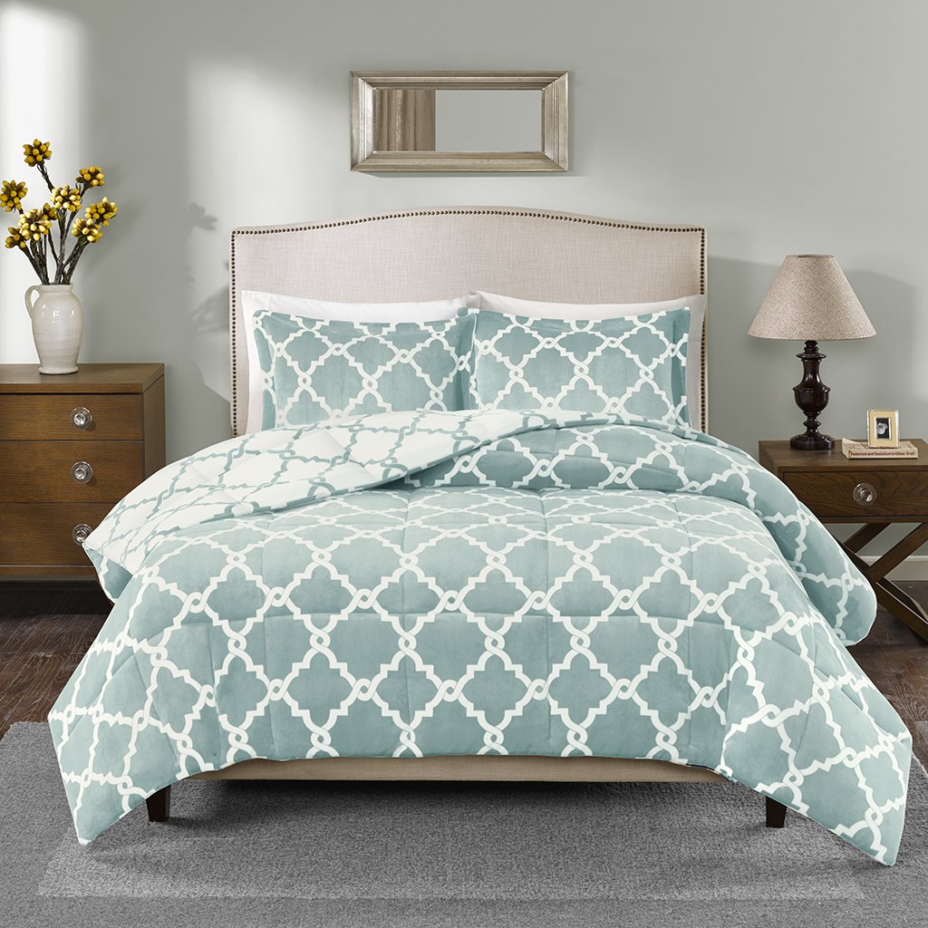 Sleep Philosophy True North Peyton Reversible Fretwork Print Plush Comforter Set Bedroom Comforters with Shams Ultra Soft and Cozy, Full/Queen, Aqua