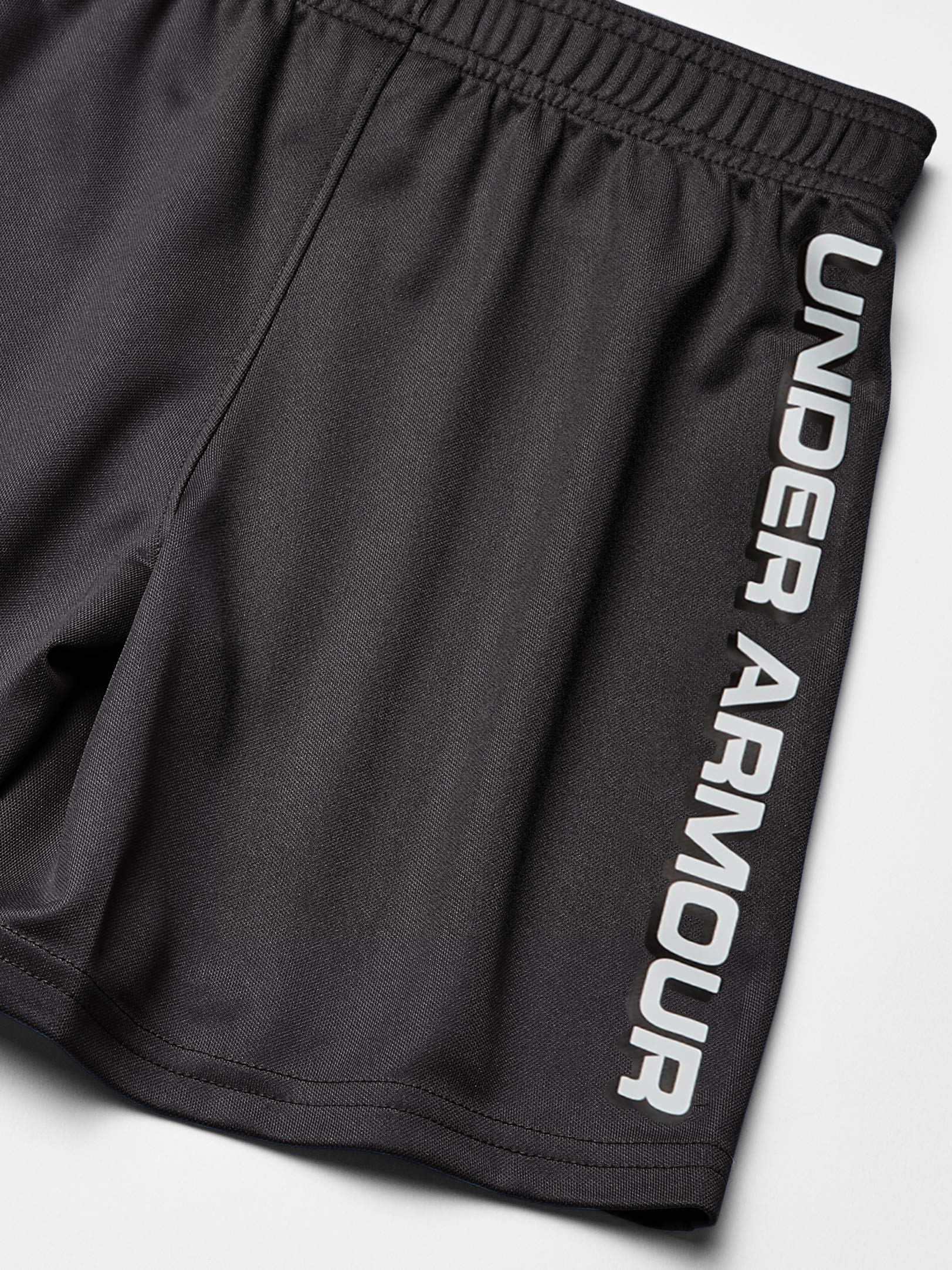 Under Armour Boys' Little Kick Off Short, Pitch Gray SP20, 6