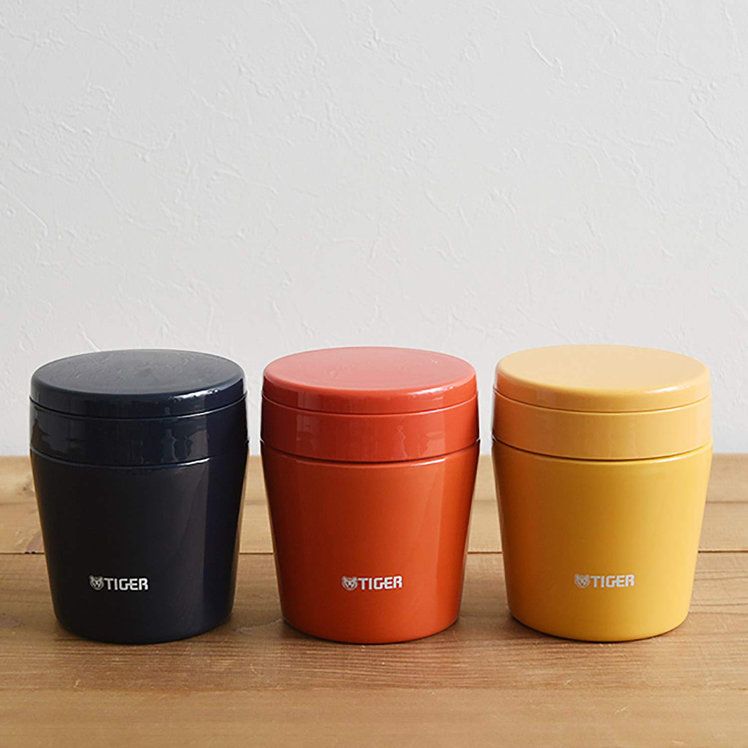 Tiger MCL-B025-YS Tiger Thermos Vacuum Insulated Soup Jar, 8.5 fl oz (250 ml), Thermal Lunch Box, Wide Mouth, Round Bottom, Saffron Yellow