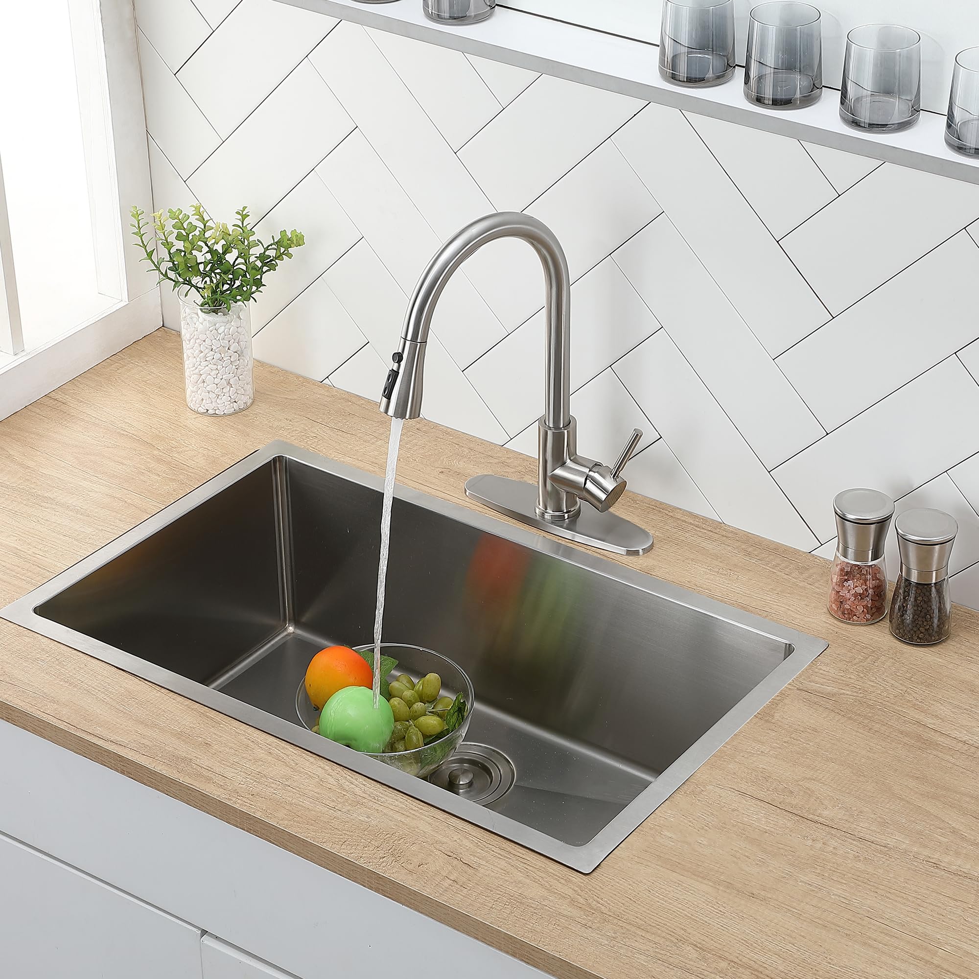 Ufaucet Brushed Nickel Kitchen Faucet with Pull Down Sprayer, High Arc Single Hole Kitchen Sink Faucet with Sprayer, Pull Out Commercial Modern Stainless Steel Kitchen Faucets