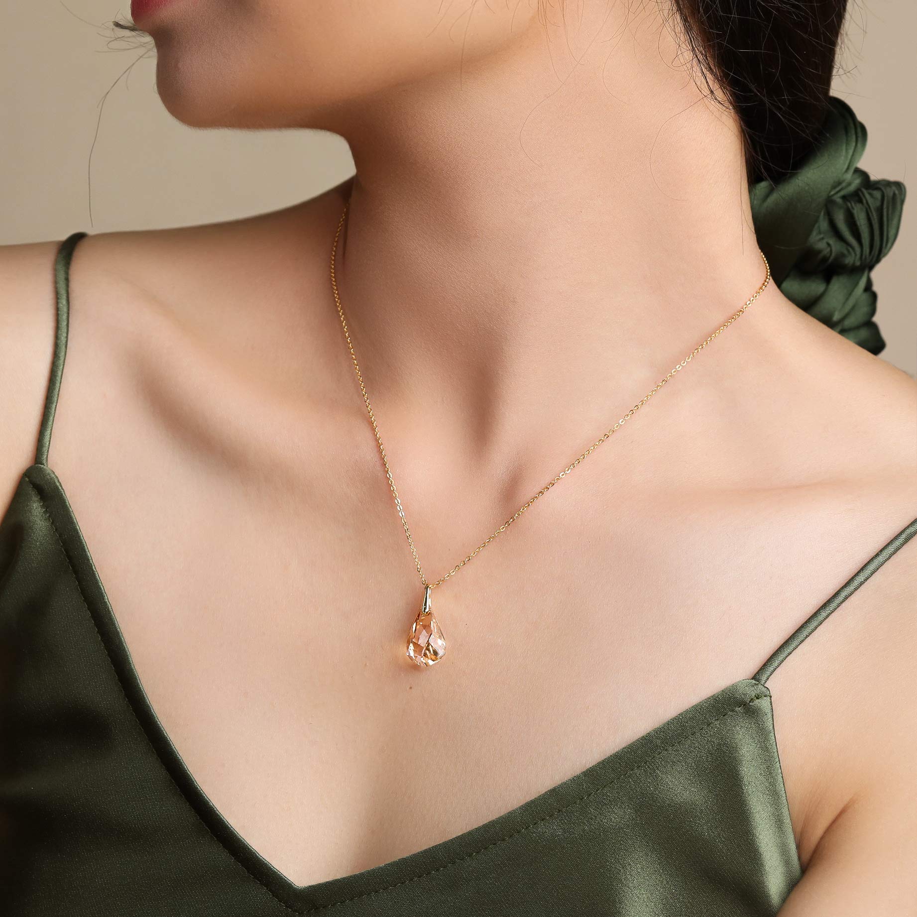 Teardrop Necklace Sterling Silver Dainty Crystal Pendant Necklace Silver Necklace Chain Gold Necklaces for Women (Gold)