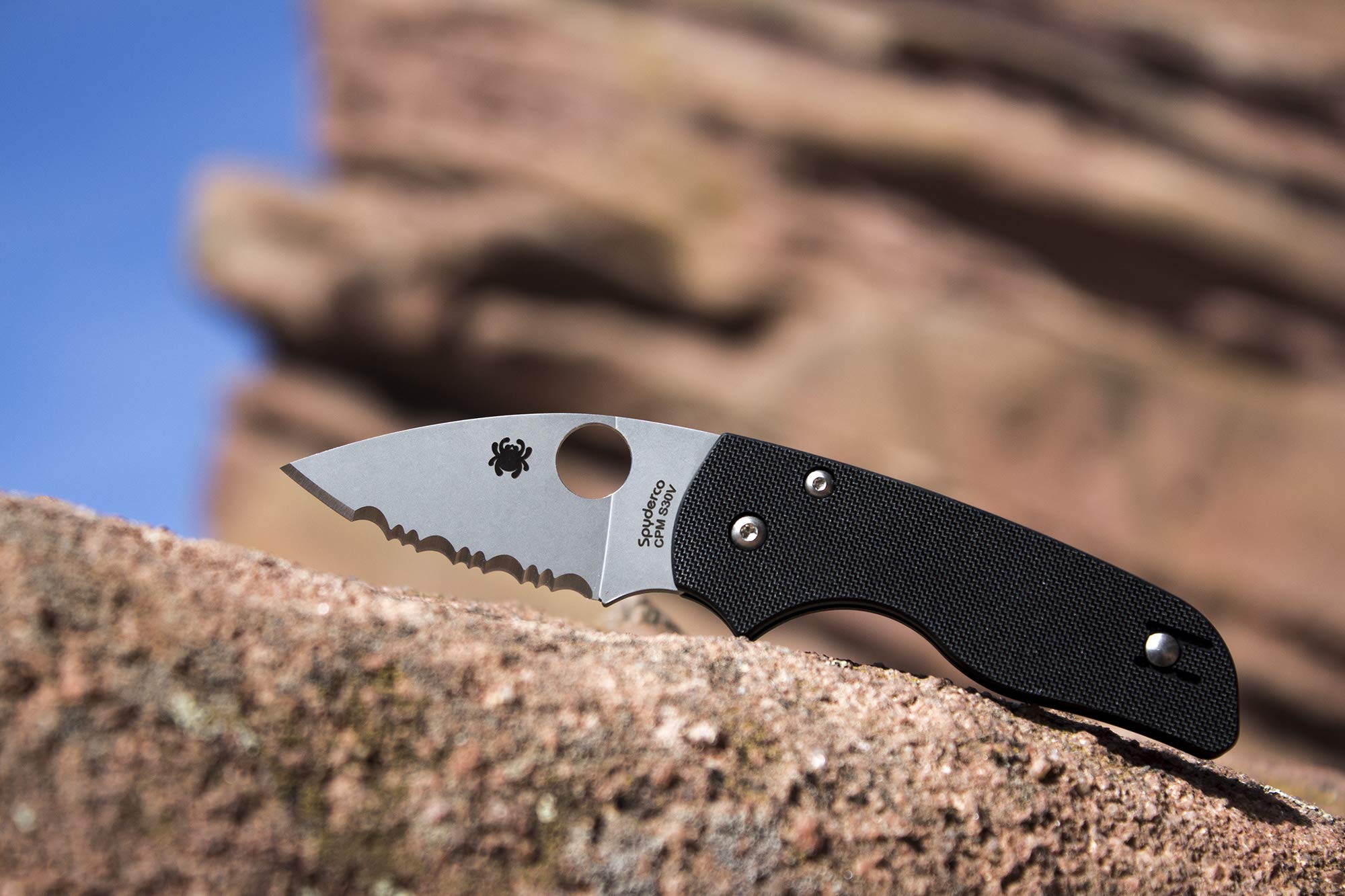Spyderco Lil' Native Signature Knife with 2.42" CPM S30V Black Steel Blade and Black Compression Lock G-10 Handle - PlainEdge - C230GPBBK