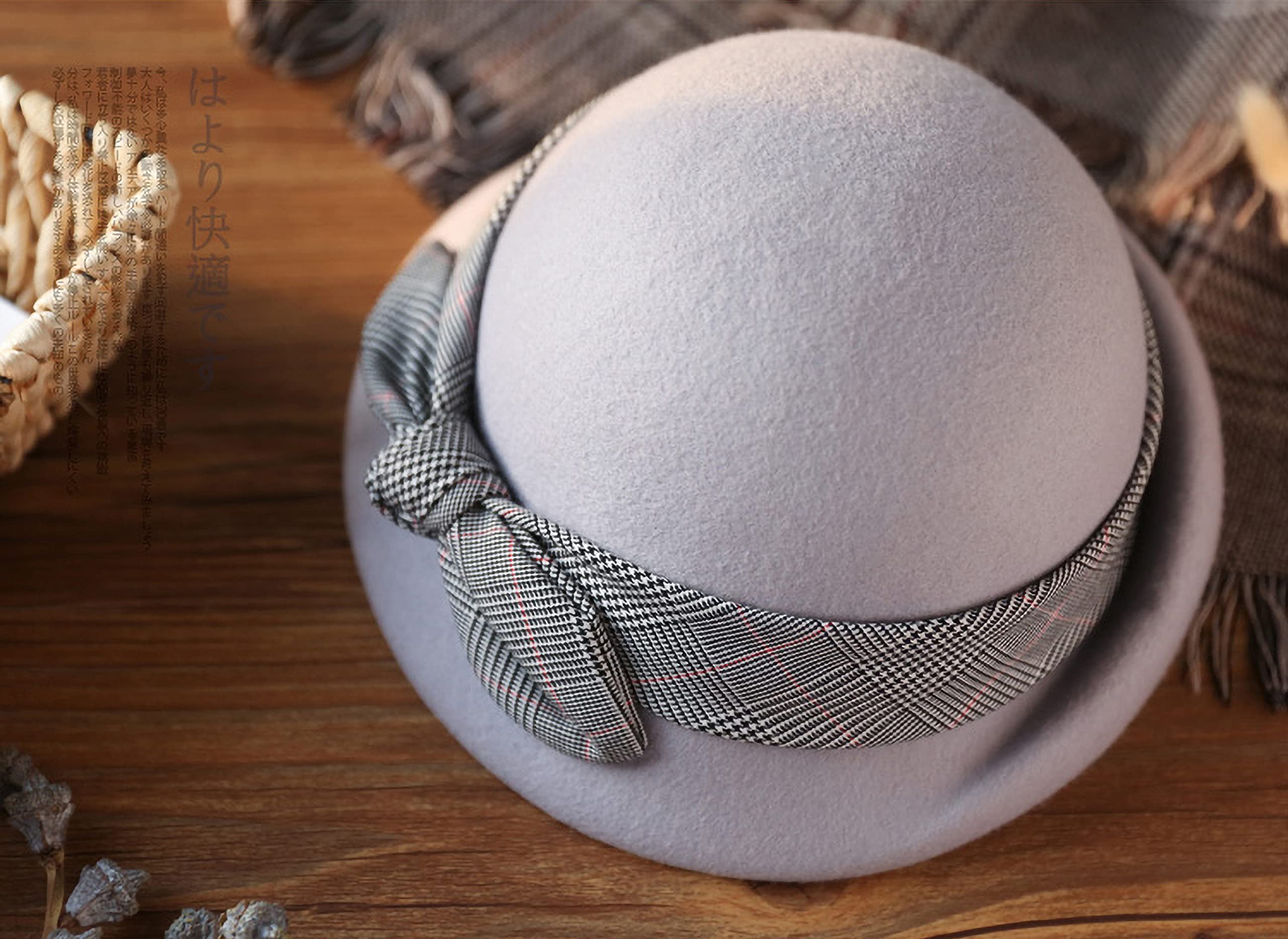 Wool hat Women's Autumn and Winter All-Match Beret Women's British Retro Woolen hat Elegant Small hat Female Celebrity