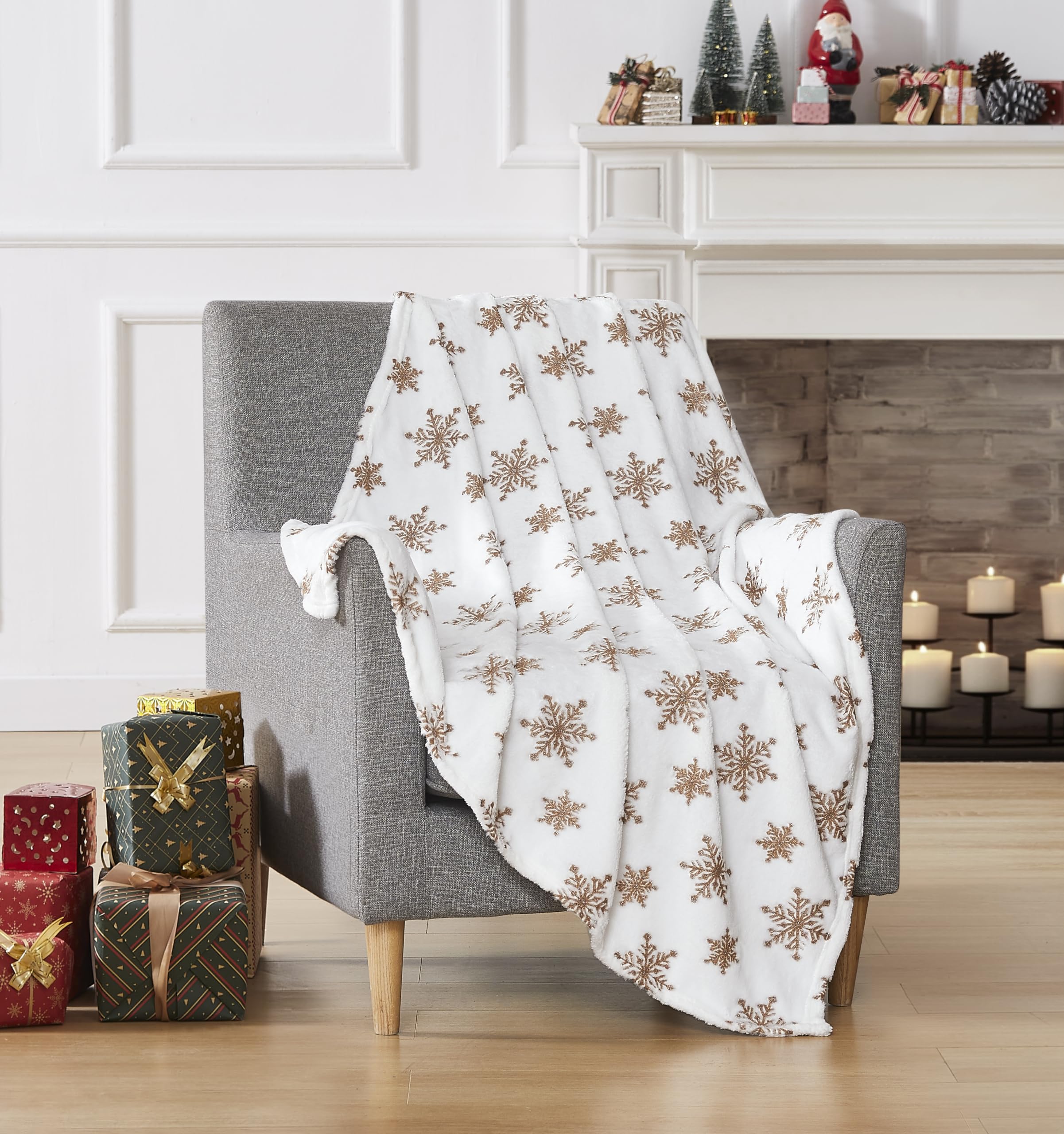 Serafina Home Christmas Holiday Throw Blanket: Velvelty Soft, Durable Fleece Accent for Bed or Couch (Golden Snowflakes, 50 x 60 inches)