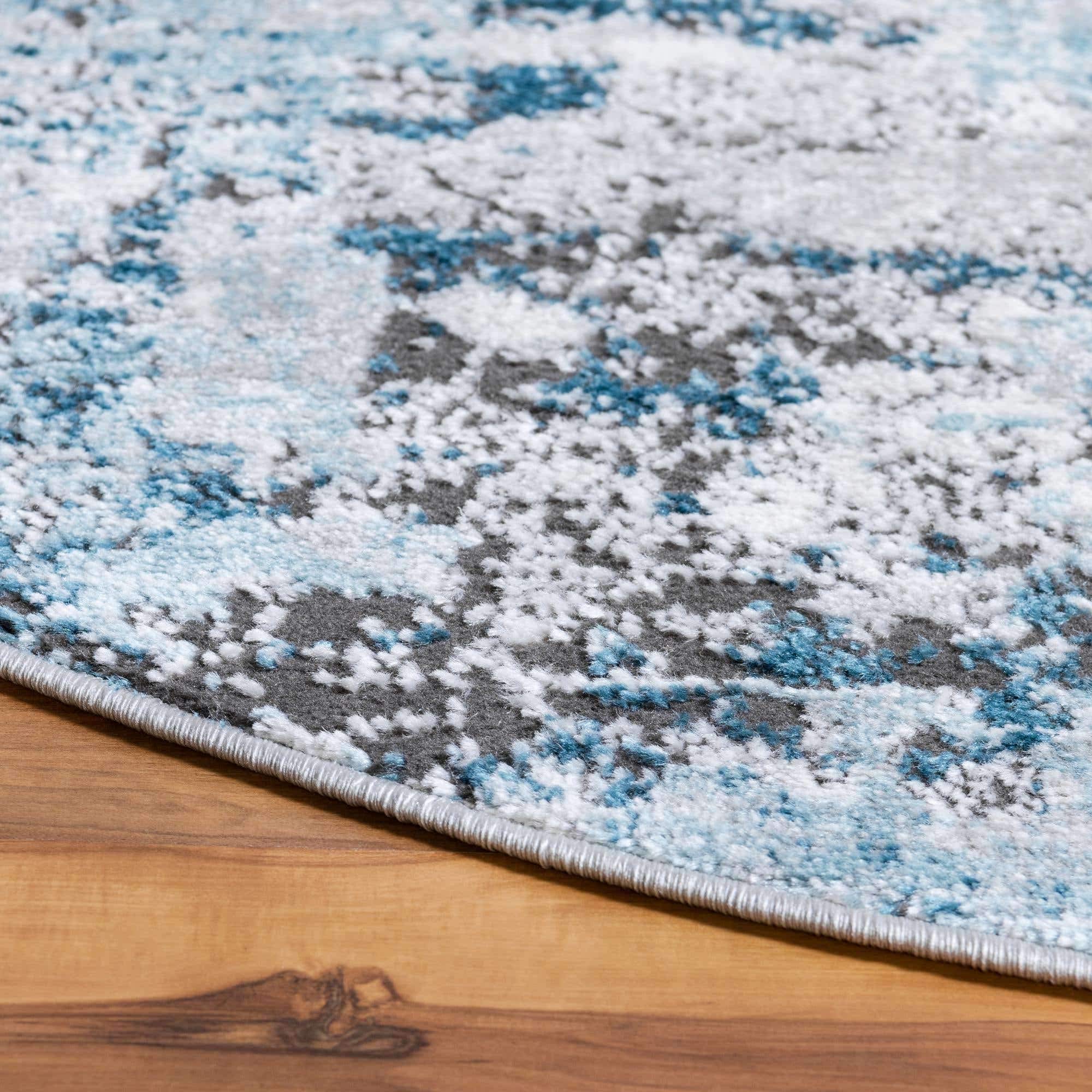 Rugs.com Leipzig Collection Round Rug β 7 Ft Round Blue Low-Pile Rug Perfect for Kitchens, Dining Rooms