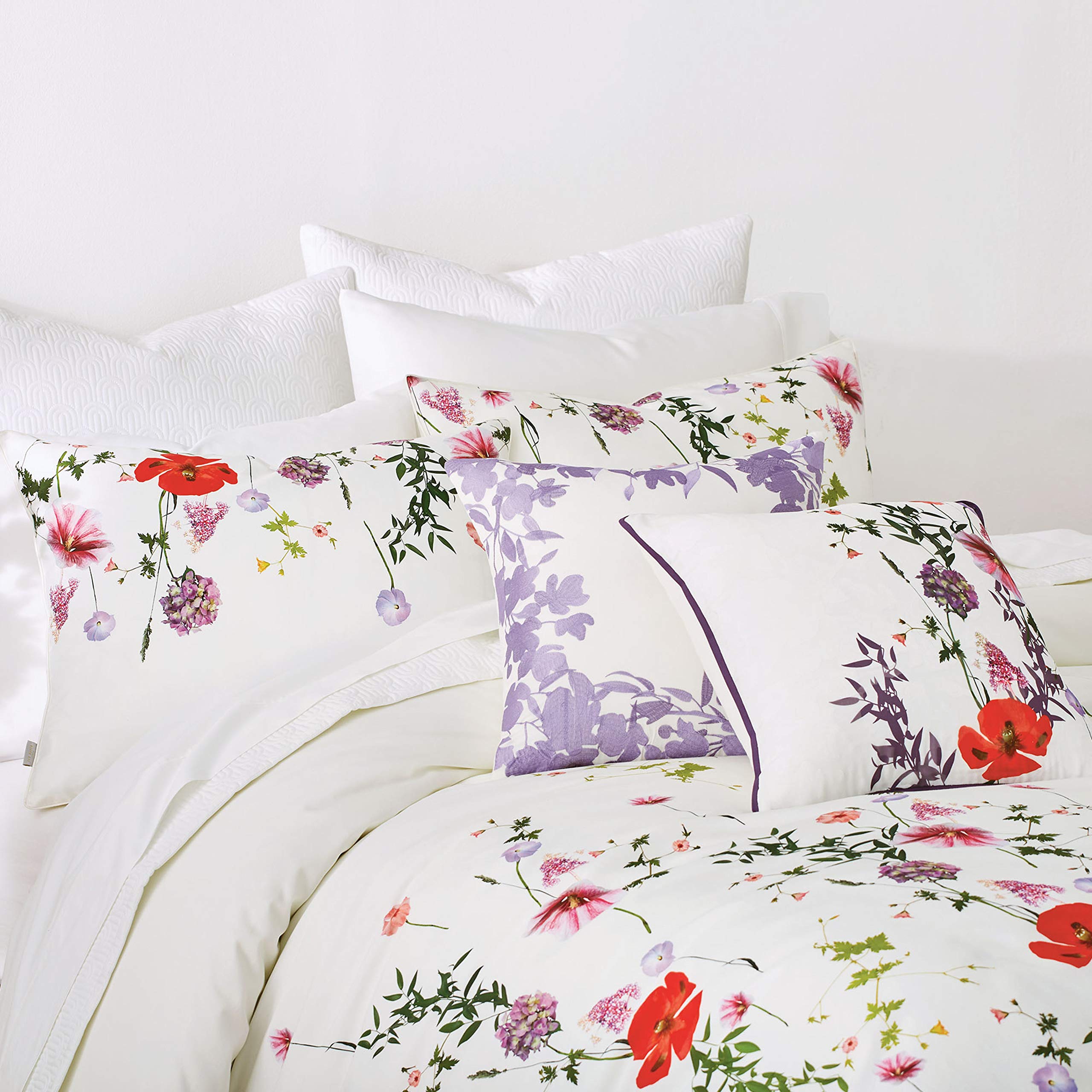 Ted Baker Hedgerow Cotton 2 Piece Duvet Set with Shams, Twin, Floral White/Red/Green