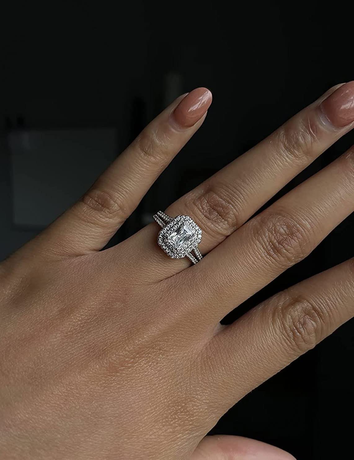 Wuziwen Emerald Wedding Rings for Women Bridal Sets 925 Sterling Silver CZ Cubic Zirconia Size 6