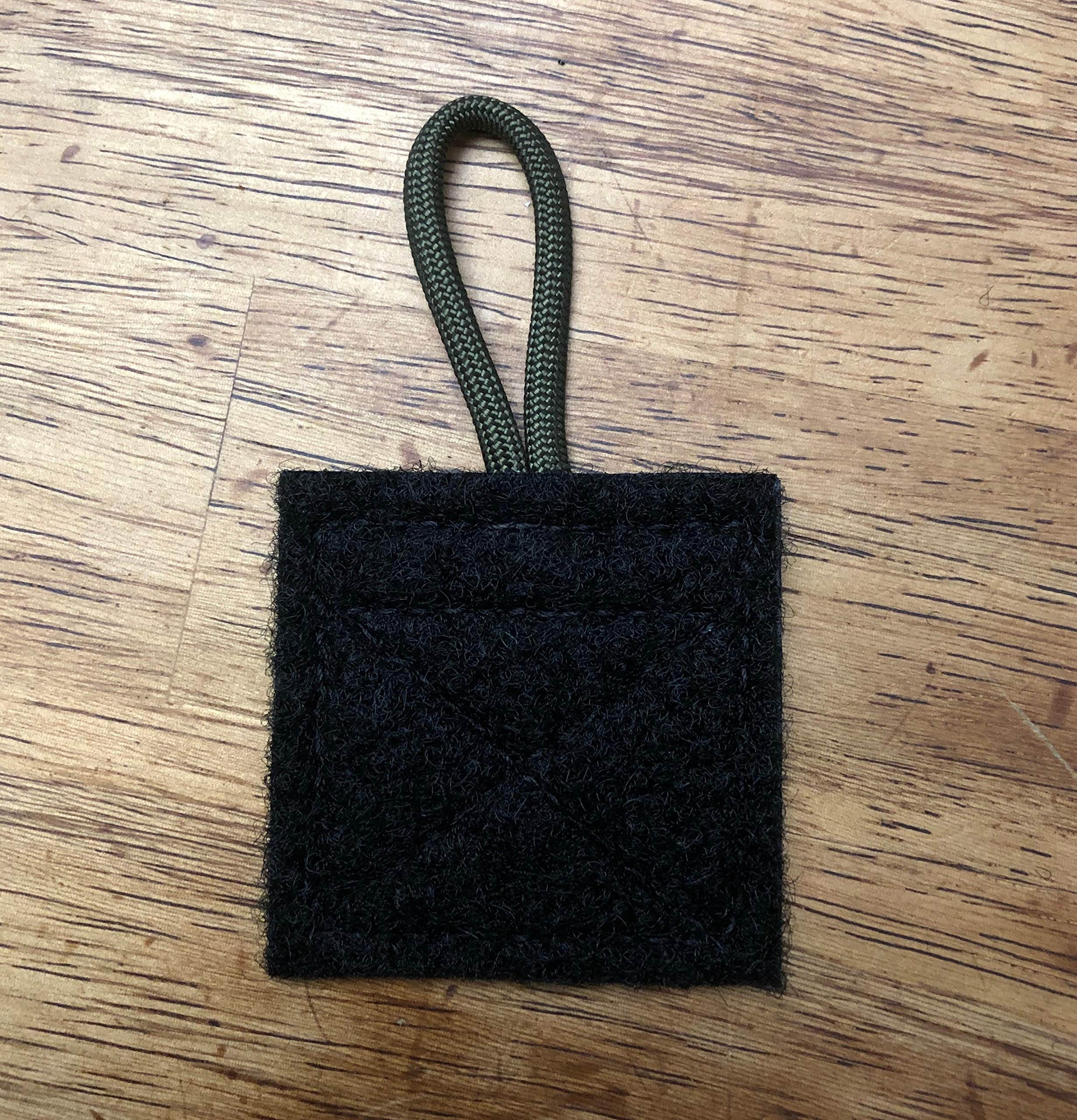 THE MIC LOOP Micro - Keeps Portable Radio Mic in Place for Police/Law Enforcement OD GREEN