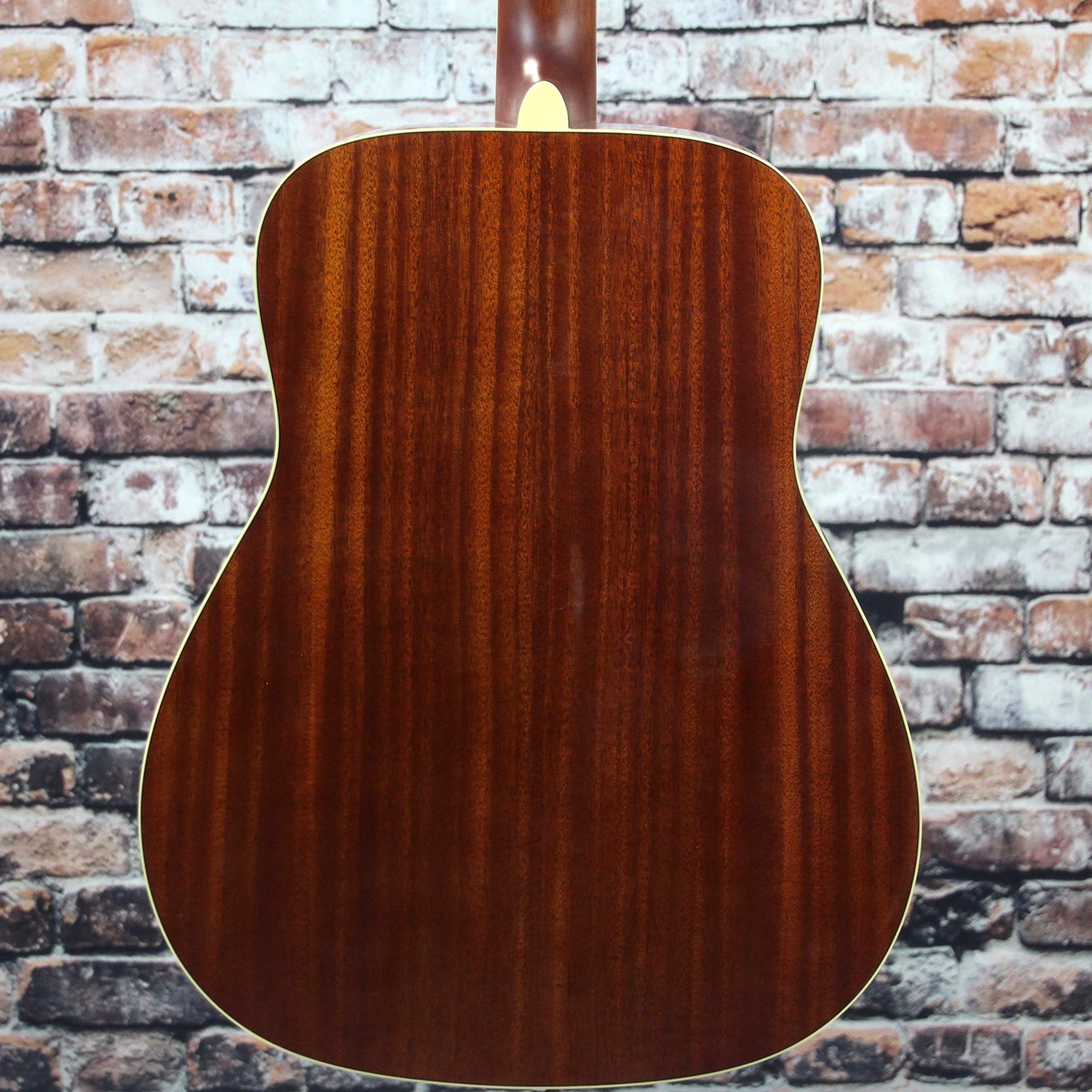 Yamaha FG820 12-String Acoustic Guitar and Yamaha AG1-HC Hard Case Dreadnought Acoustic Guitar Case