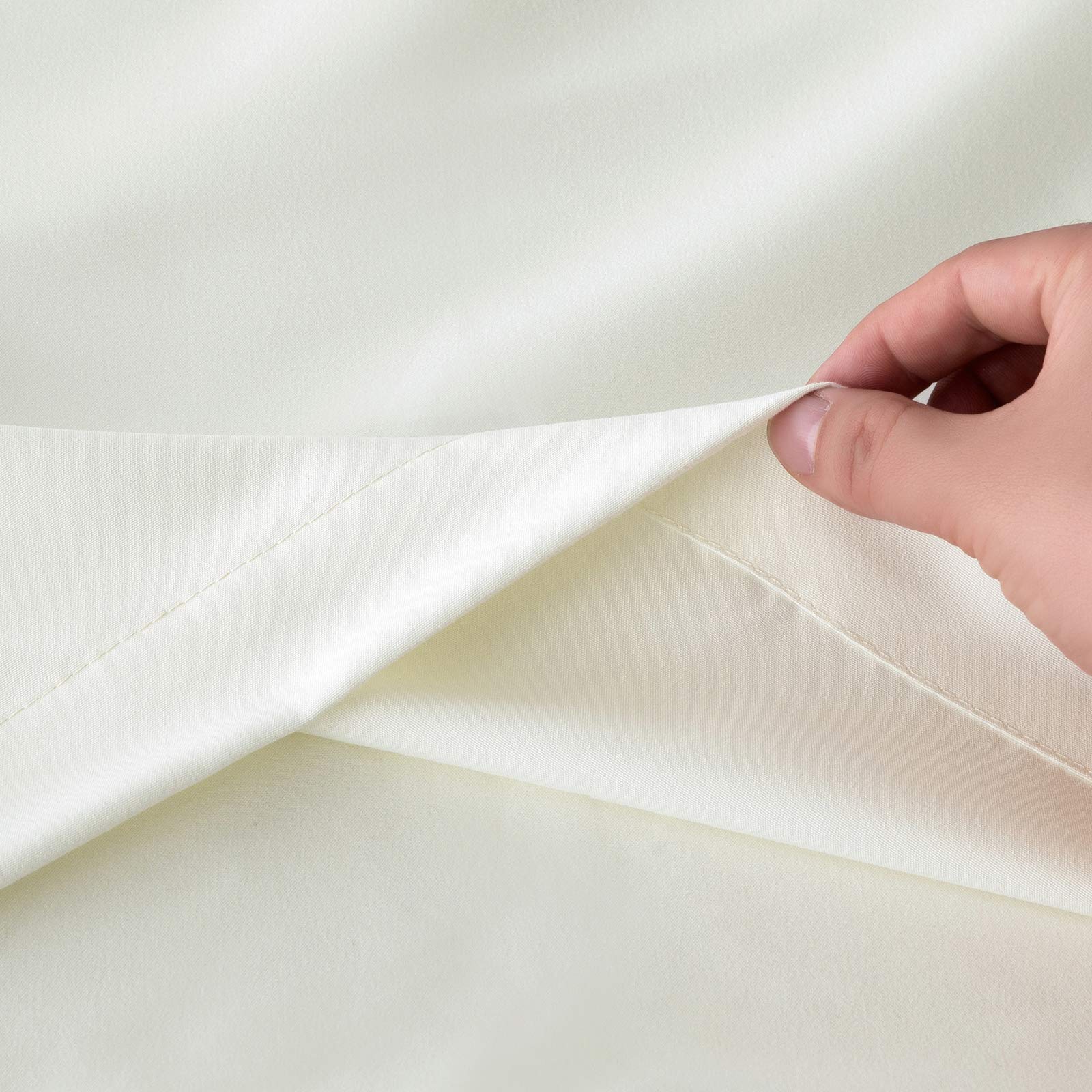 SiinvdaBZX 4 Piece 1800 Thread Count Bed Sheet Set, King Brushed Microfiber Bedding Sheets, 15" Deep Pockets Sheets Set with 2 Envelope Closure Pillowcases, Easy Care (Cream White)
