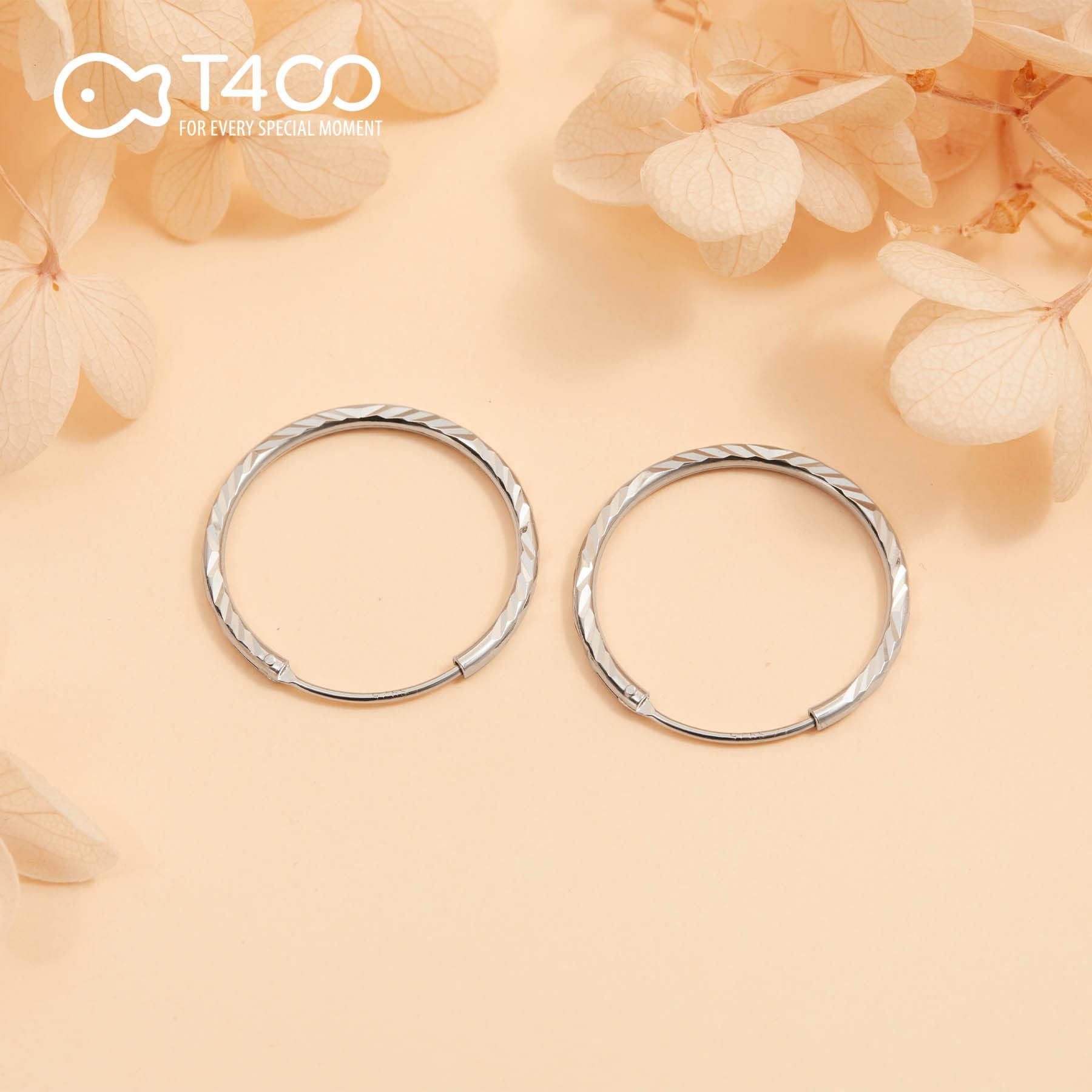 T400 925 Sterling Silver Hoops 2mm Diamond Cut Round Circle Lightweight Large Hoop Earrings 65 mm Gift for Women