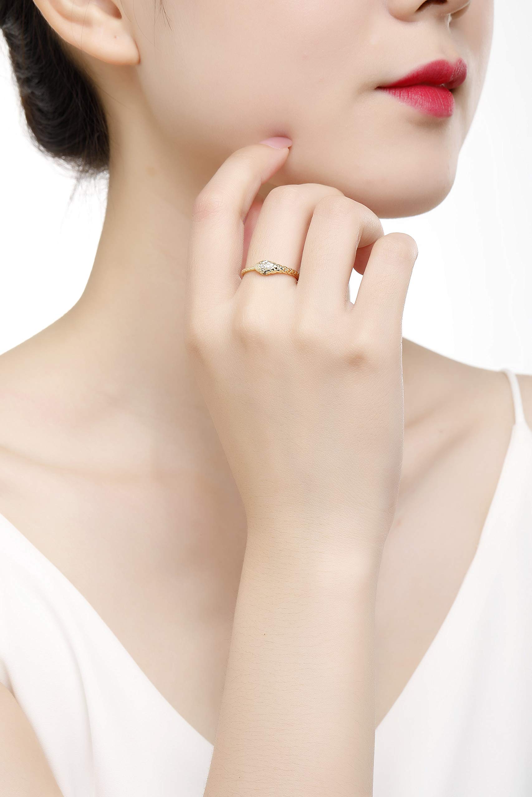 S925 sterling silver unique personality teardrop snake, eyes set with green spines, retro style zodiac animals, stackable women's rings, gifts(Size: 9)
