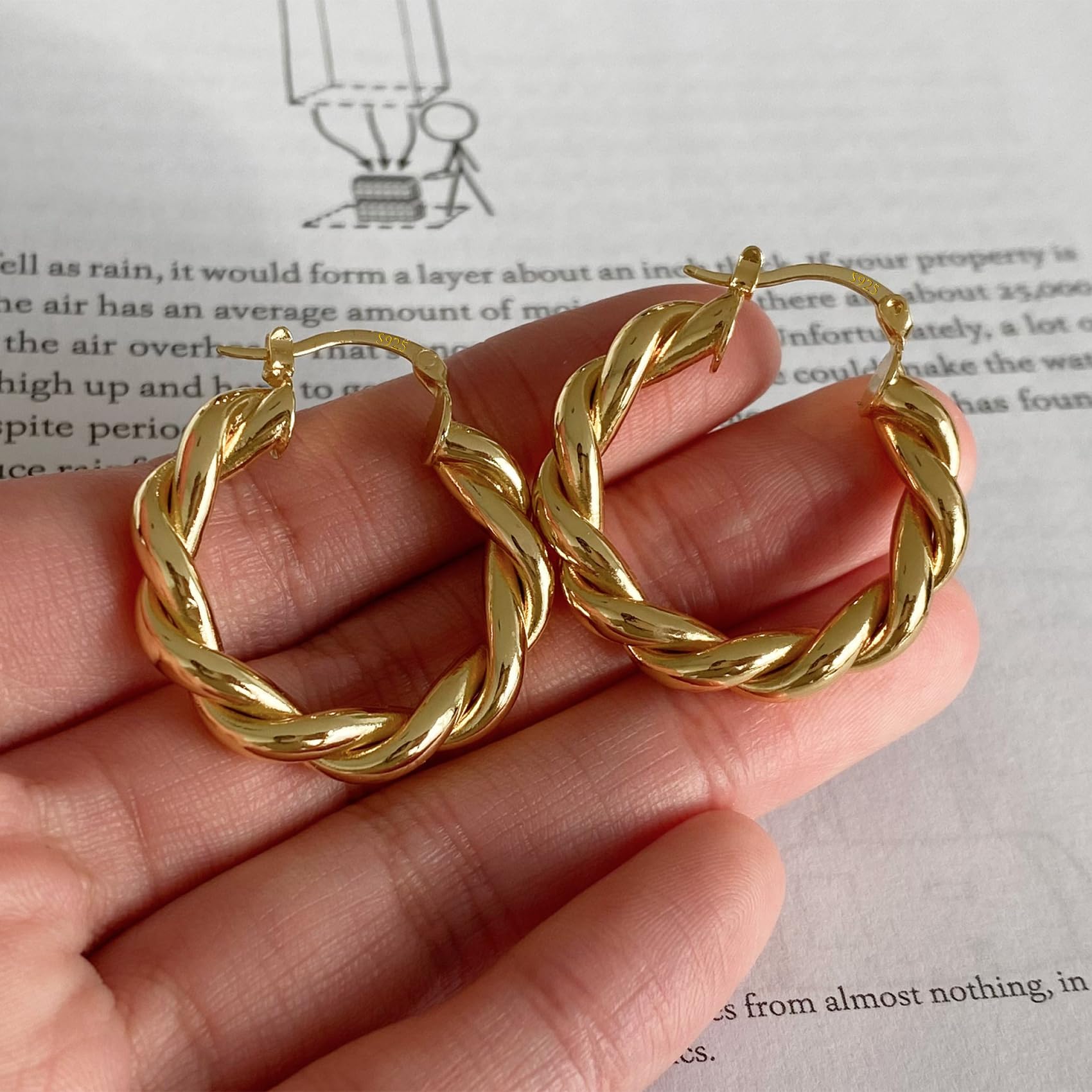 Twisted Gold Hoop Earrings for Women, Thick Chunky Hoops Hypoallergenic Vintage Twist Earings Big