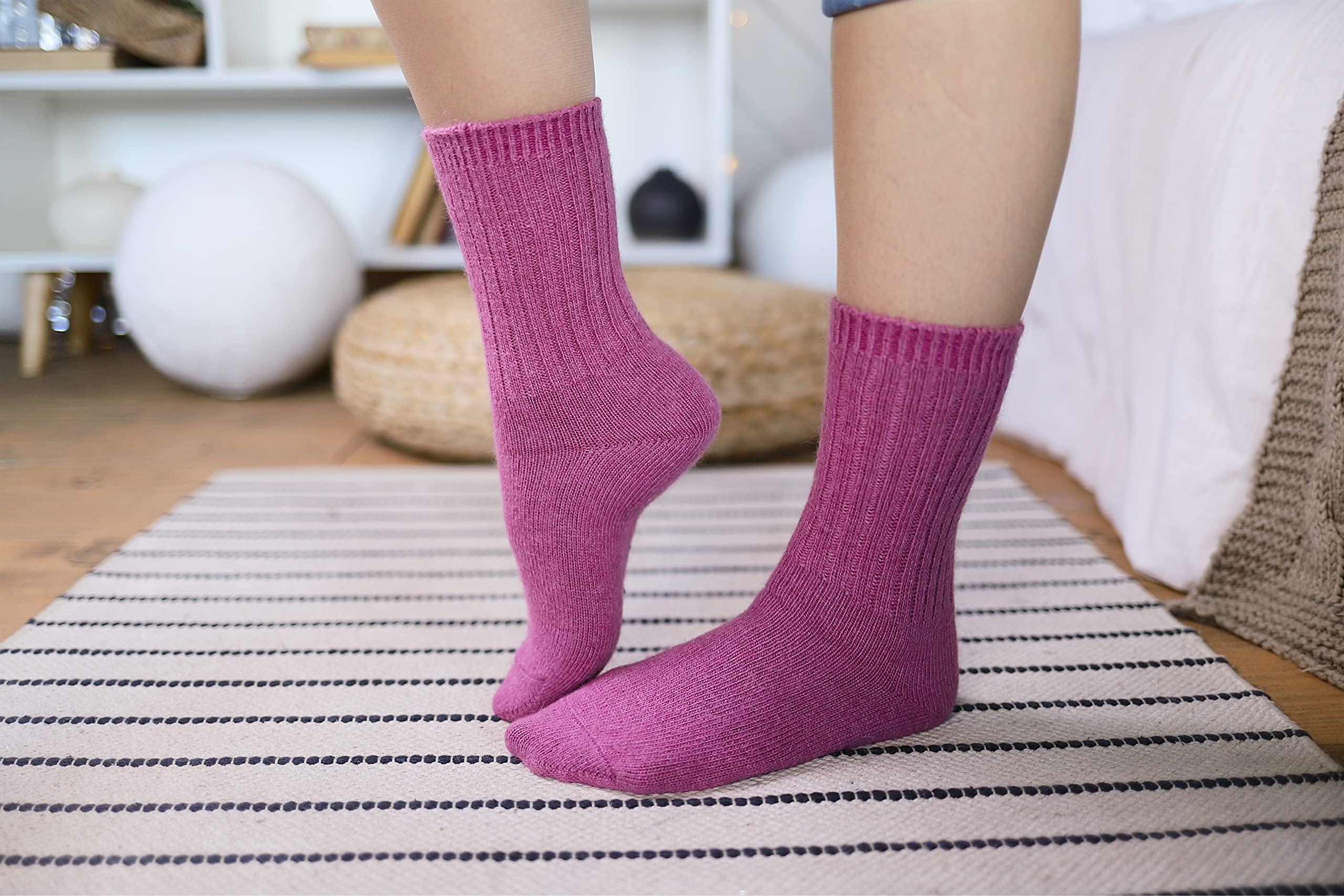 WHOLEWOOLS Cashmere Wool Socks For Women, Soft Cozy Knit Warm Long Ankle Length (s23)