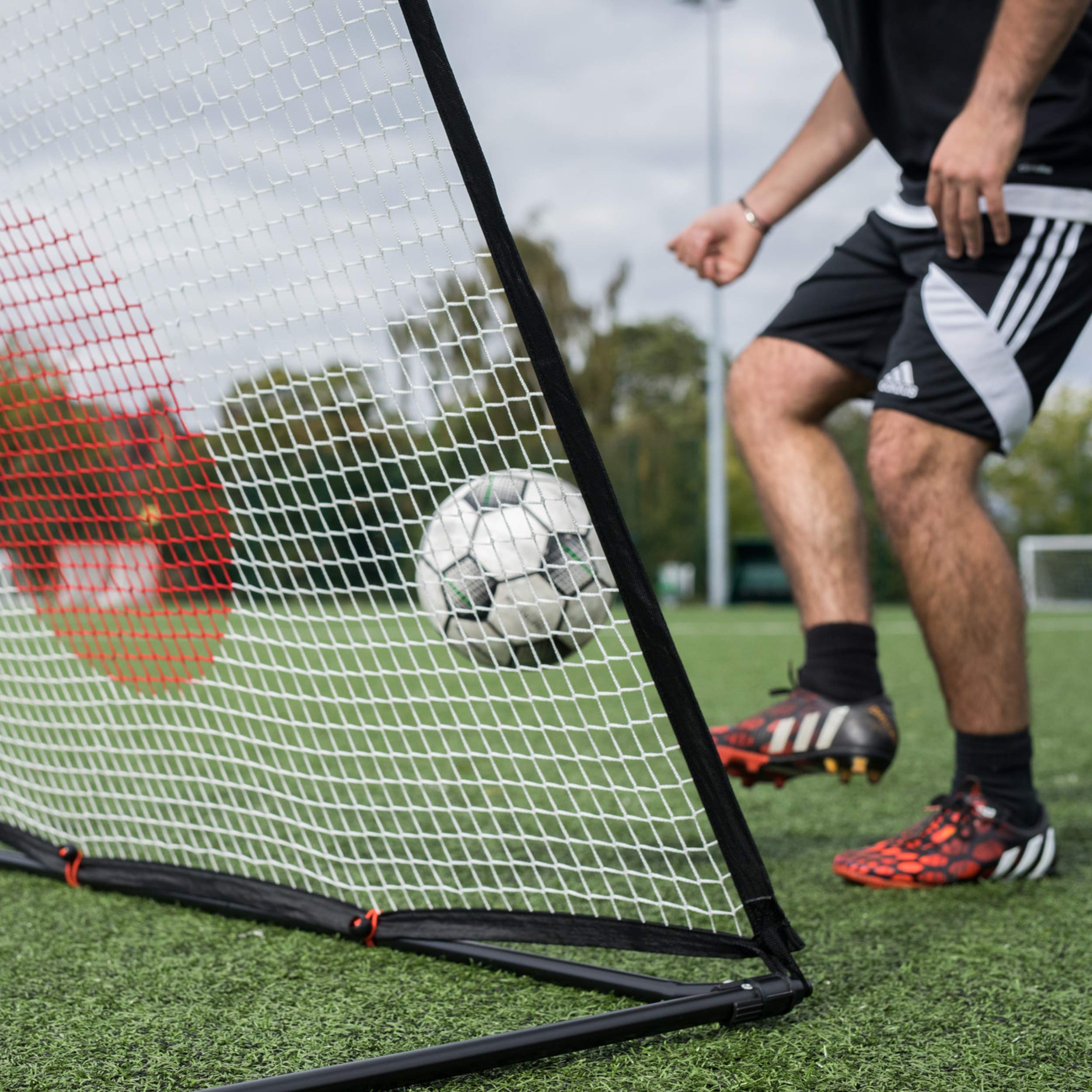 QUICKPLAY Spot Target Soccer Rebounder | Perfect for Team or Solo Soccer Training 7x7'
