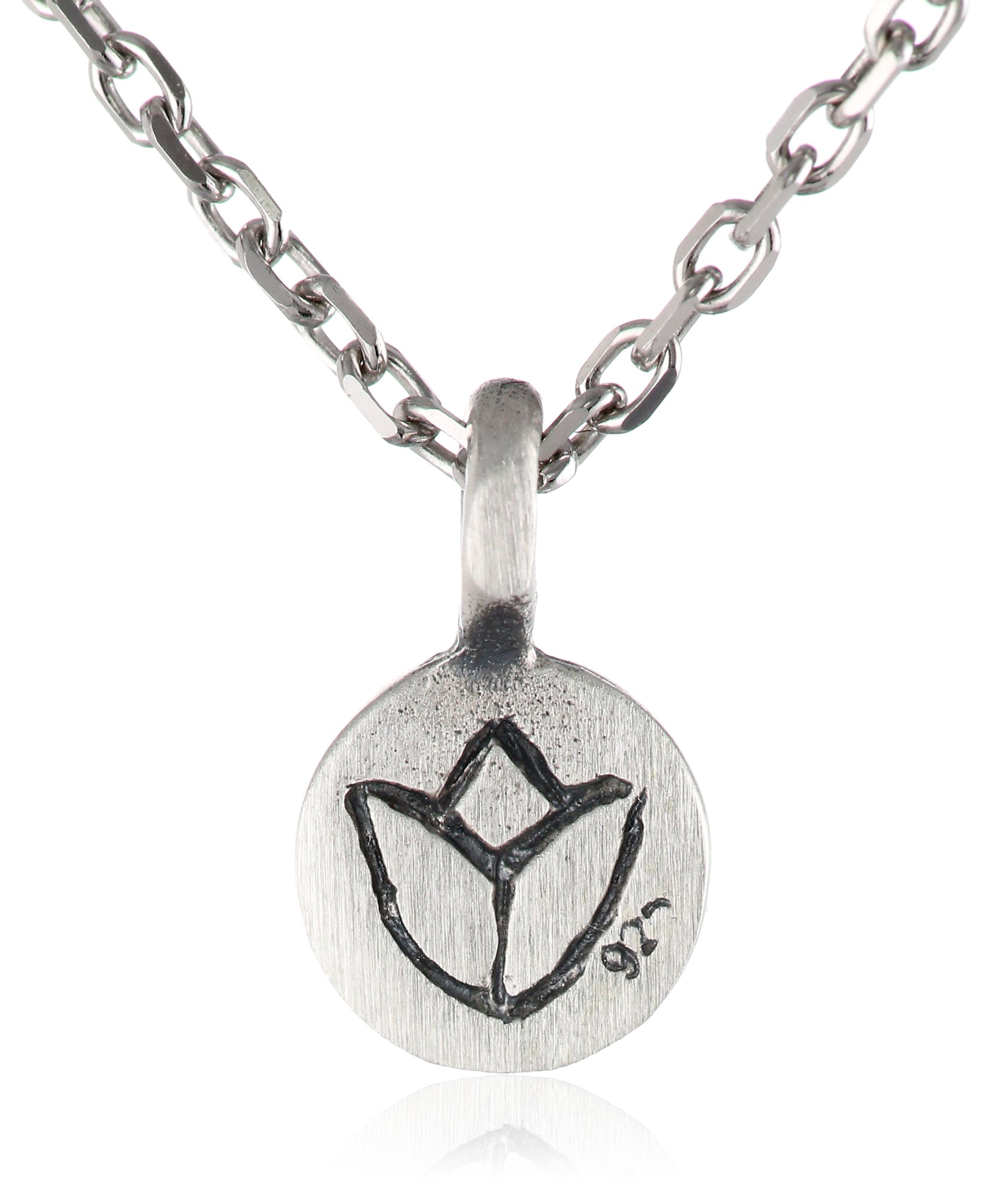Satya Jewelry Sterling Silver Mini Lotus Necklace (18-Inch)