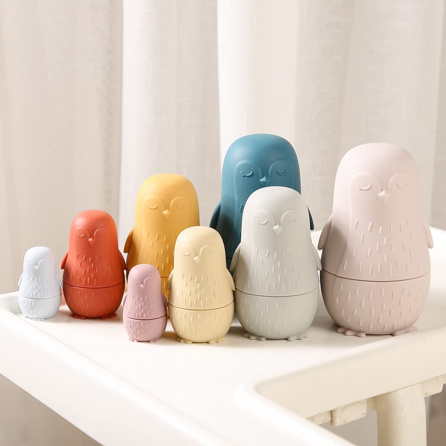 Youuys Russian Nesting Dolls Silicone Matryoshka Doll 4 Pcs Penguin Shape Stacking Nesting Dolls Montessori Educational Toy Set for Kids Toddlers