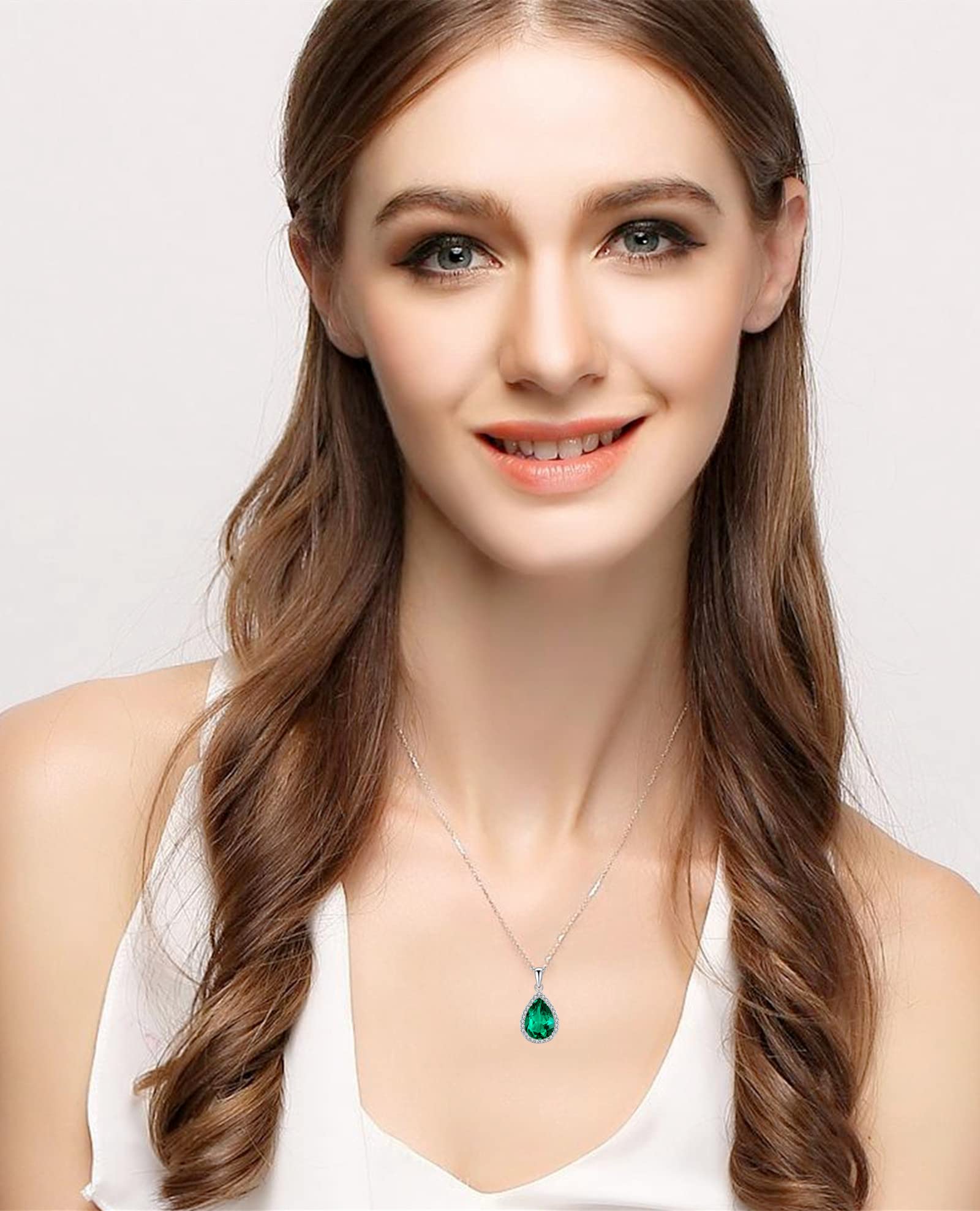 VONSSY Green Pendant Necklace | Waterdrop Oval Teardrop Pendant Necklace | Clover XMAS Tree Pendant Necklace