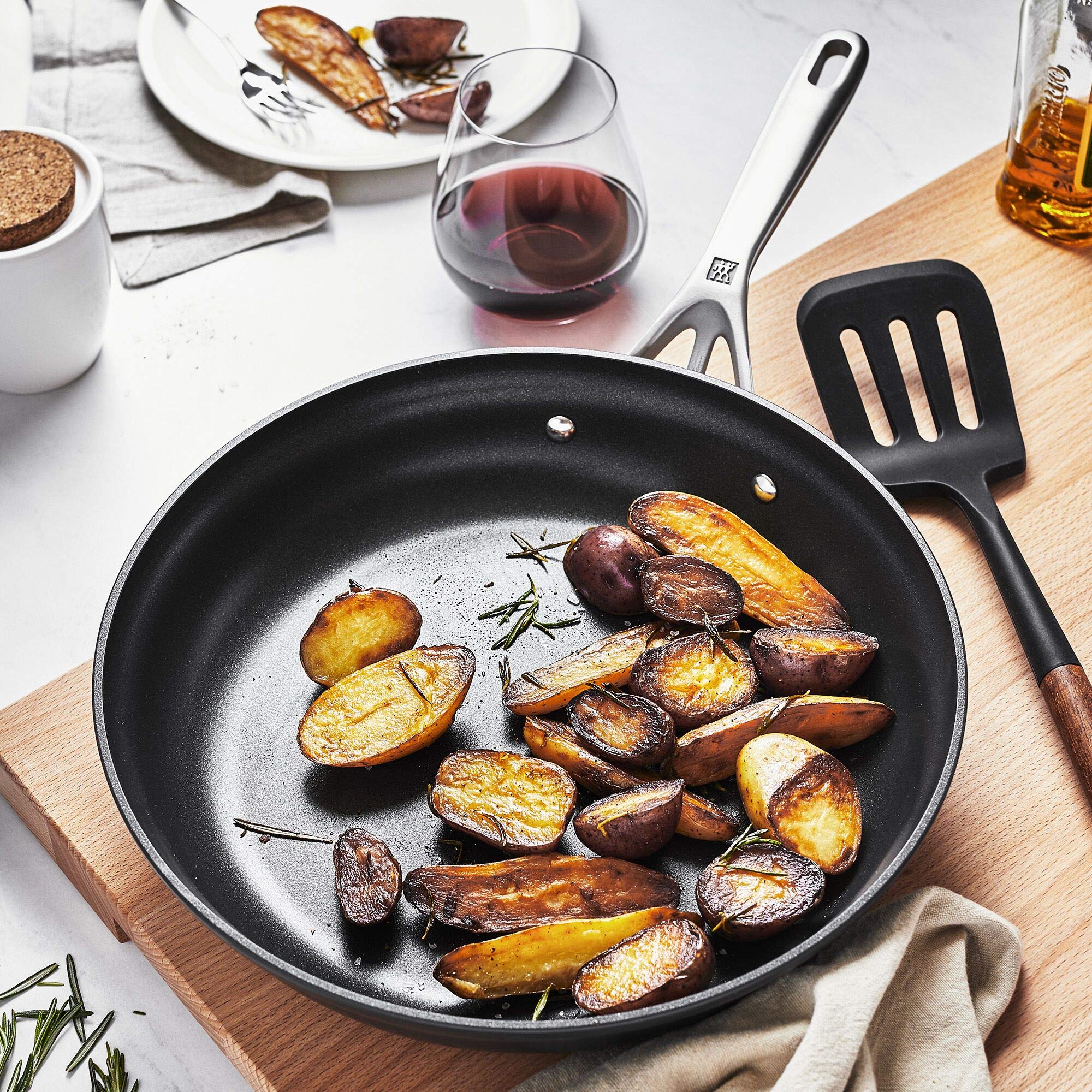 ZWILLING J.A. Henckels ZWILLING Motion Hard Anodized 3-pc Aluminum Nonstick Fry Pan Set, Black