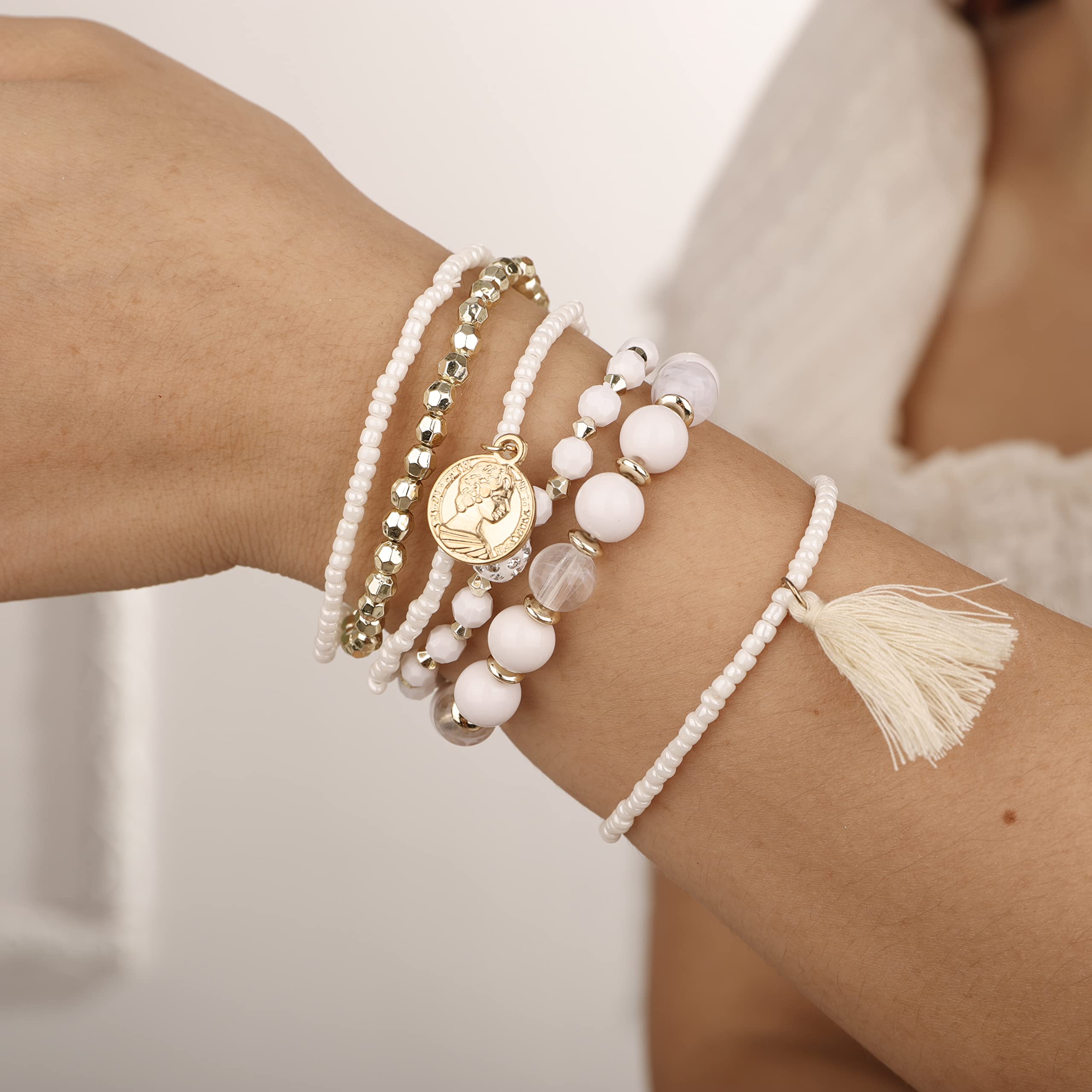 YERTTER 6pcs Bohemian Layered Rice Beads Ethnic Beaded Pendant White Tassel Stretch Stackable Strand Bracelet Rice Beads Bracelet Statement Gift for Women Girls(White)