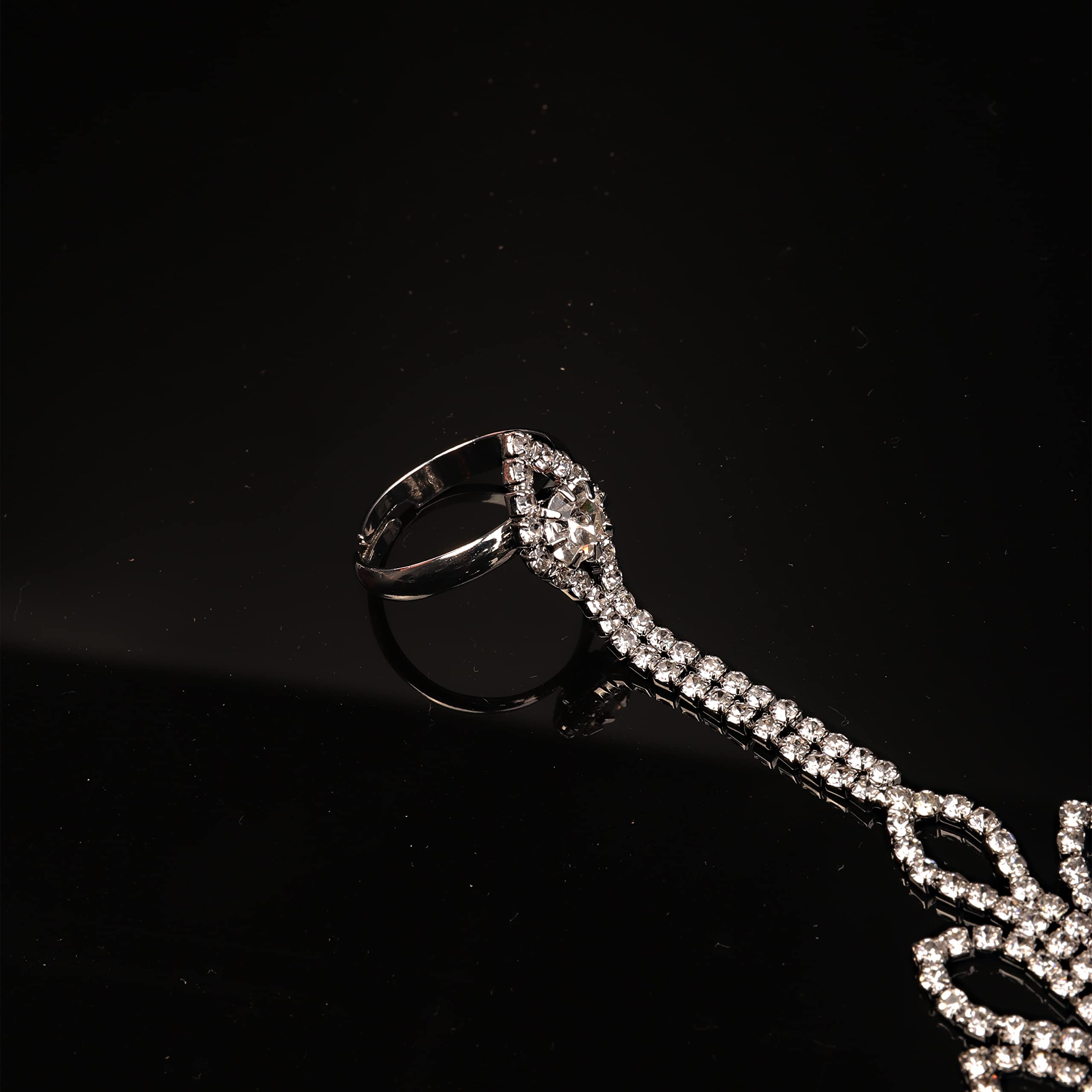YERTTER Dainty Rhinestone Crystal Hand Chain Slave Harnss Bracelet Finger Chain Bangle Bracelet Silver Gold Hand Chain Ring Link Bracelet (Style 1)