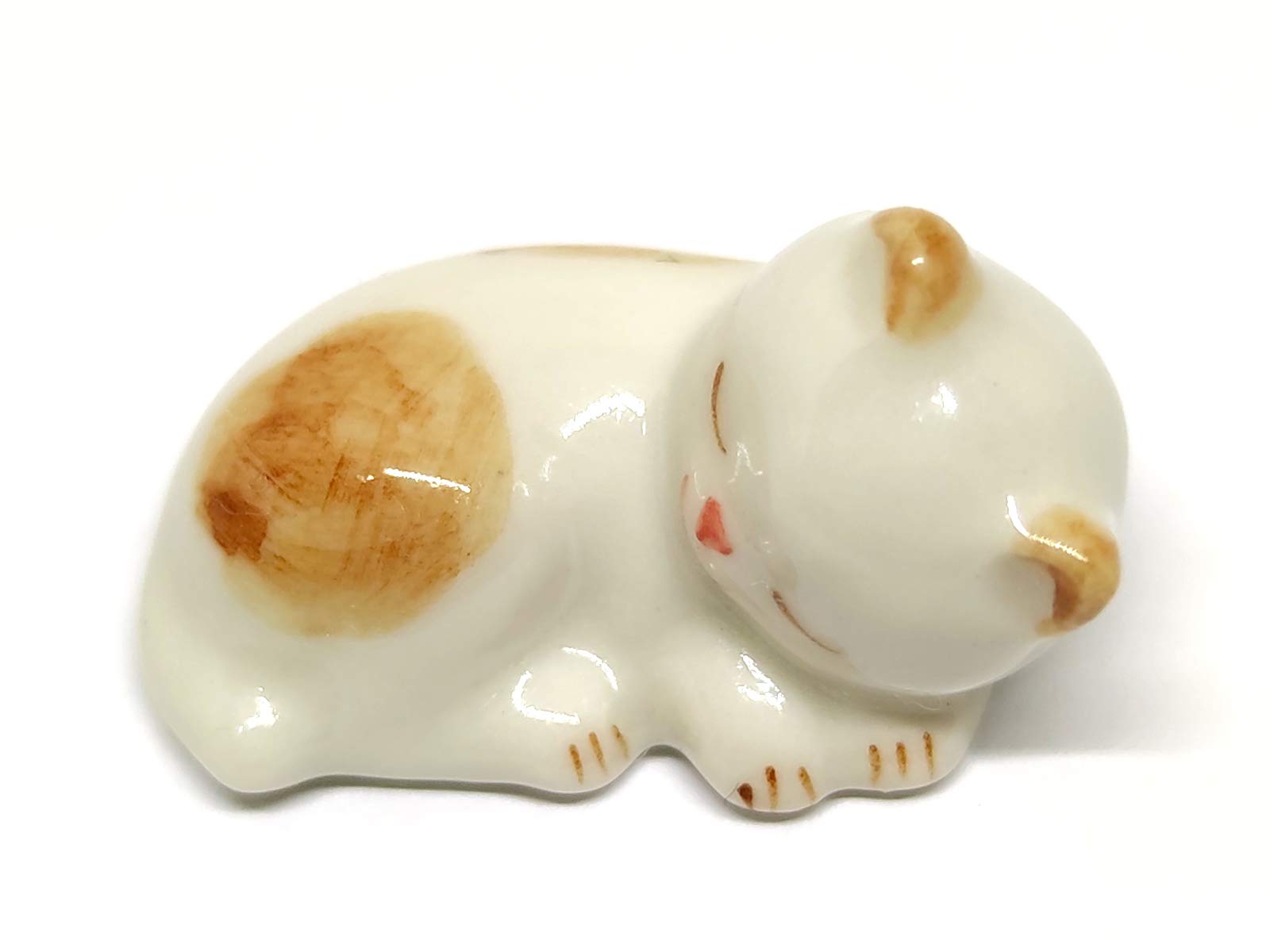 SSJSHOP Kitten Sleeping Cat Micro Tiny Dollhouse Figurines Ceramic Hand Painted Animals Collectible Small Gift Home Garden Decor,