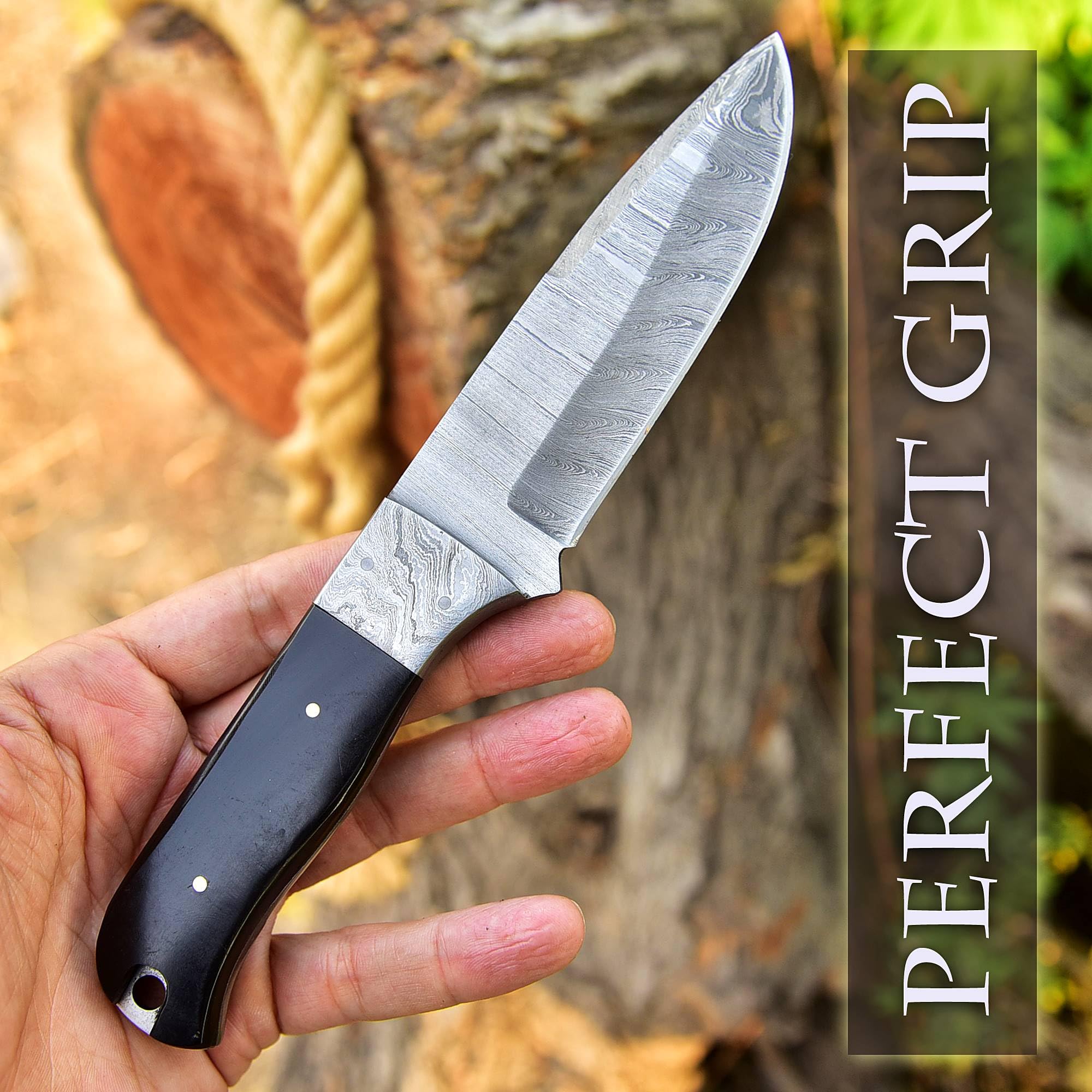 SharpWorld Buffalo Horn Damascus Knife Made Of Remarkable Damascus Steel -Best Hunting Knife with Sheath TJ105