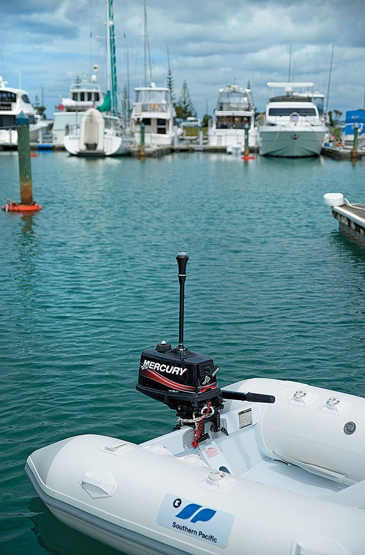 RAILBLAZA All-Around Visibility Light Kit with Safety Flag for Kayaks, Boats and Recreational Paddler, Meets USCG Standards