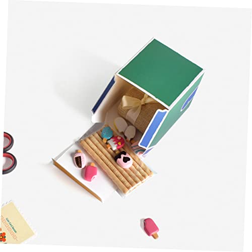 ULTECHNOVO 32 Pcs Candy Cookie Box Christmas Gift Bags Candy Holder Sugar Cookies Small Packaging Supplies Candy Container Handheld Present Bags Gift Packing Cases Paper Biscuit Multifunction