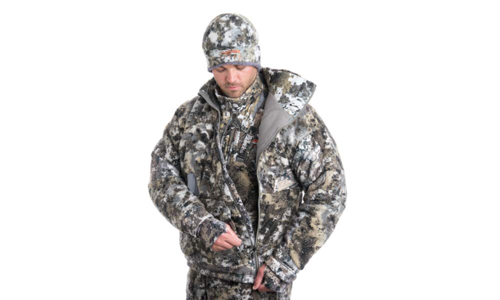 Sitka Men's Quiet Gore-Tex Windstopper Insulated Hunting Fanatic Jacket, Optifade Elevated II, L