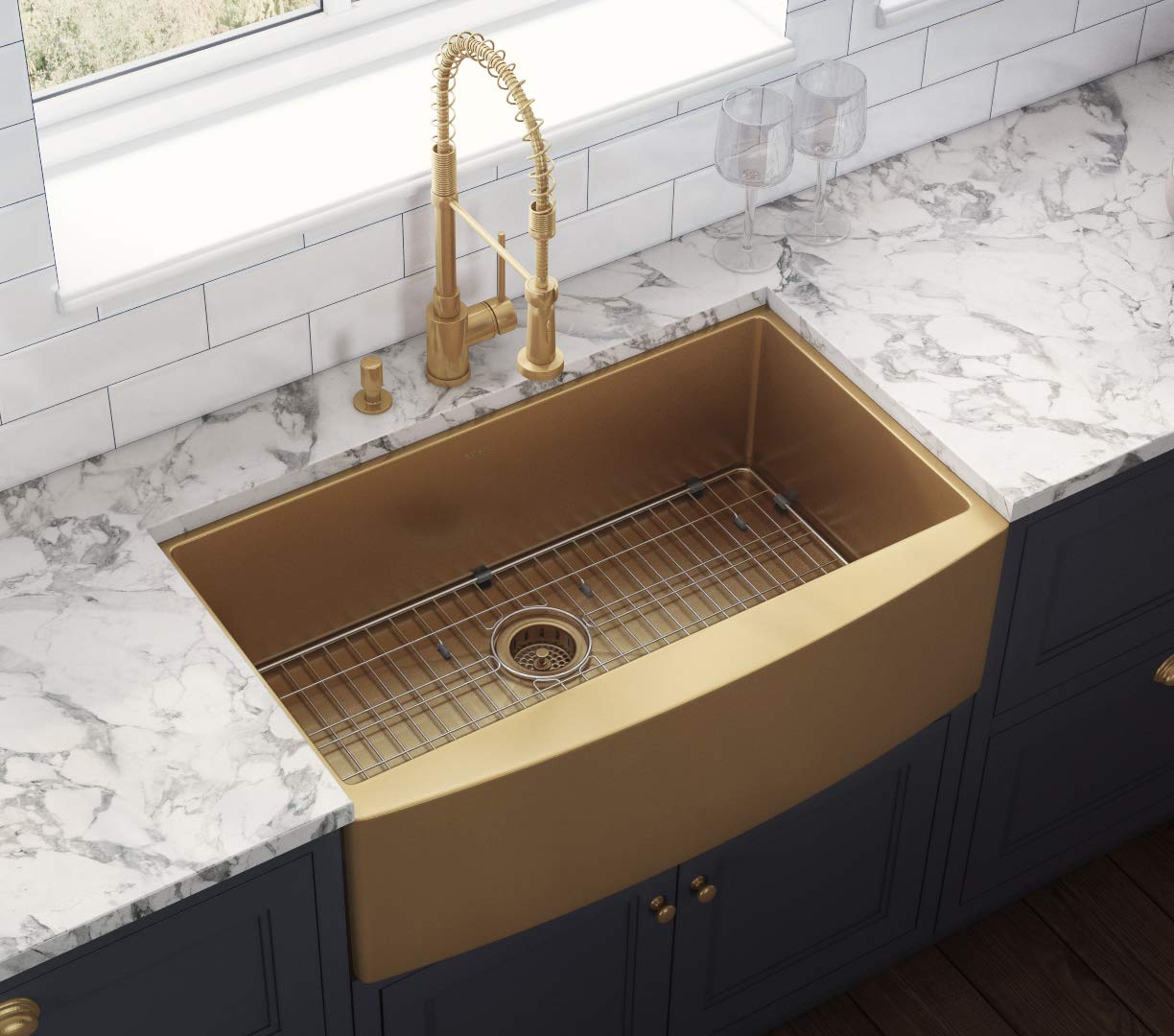 Ruvati Brass Tone 30-inch Apron-Front Matte Gold Stainless Steel Farmhouse Kitchen Sink - Single Bowl - RVH9660GG