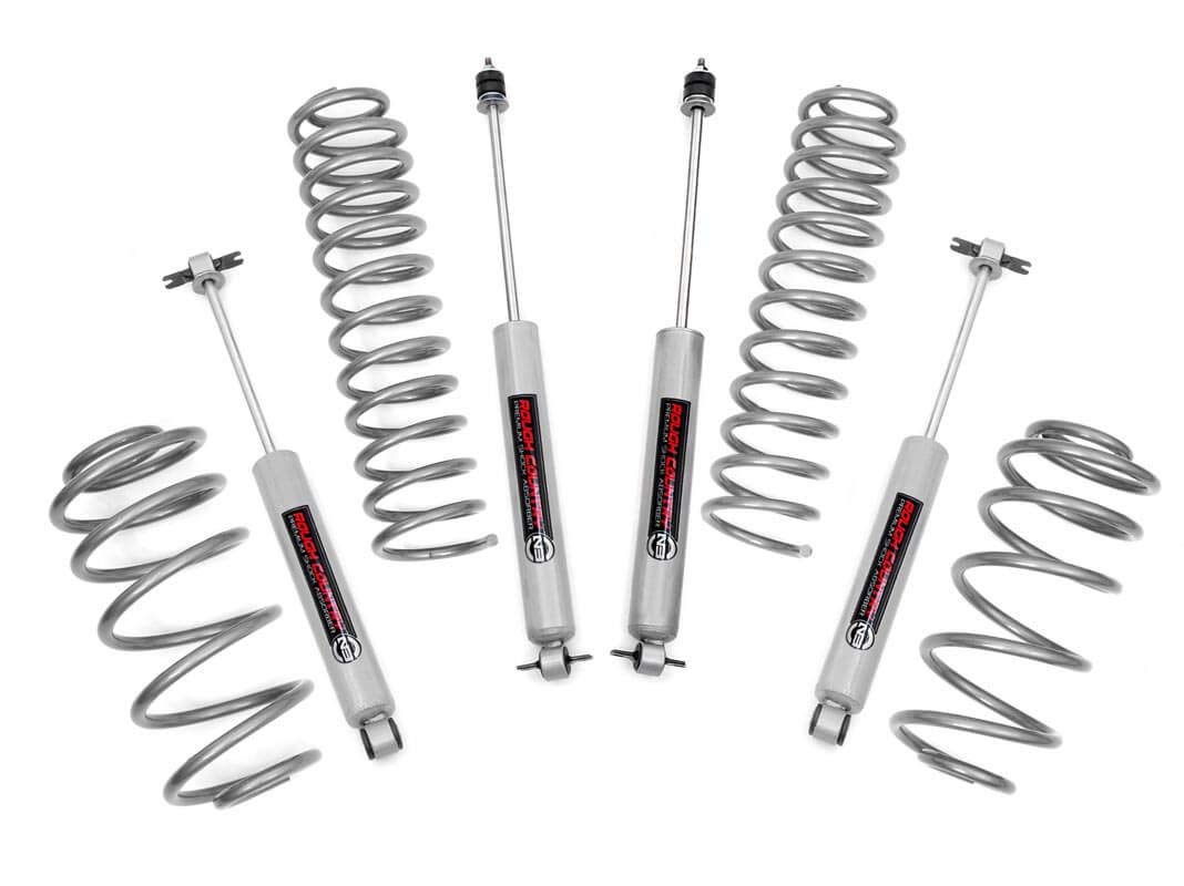 Rough Country 2.5" Lift Kit for 1997-2006 Jeep Wrangler TJ LJ | 6 CYL - 653.20