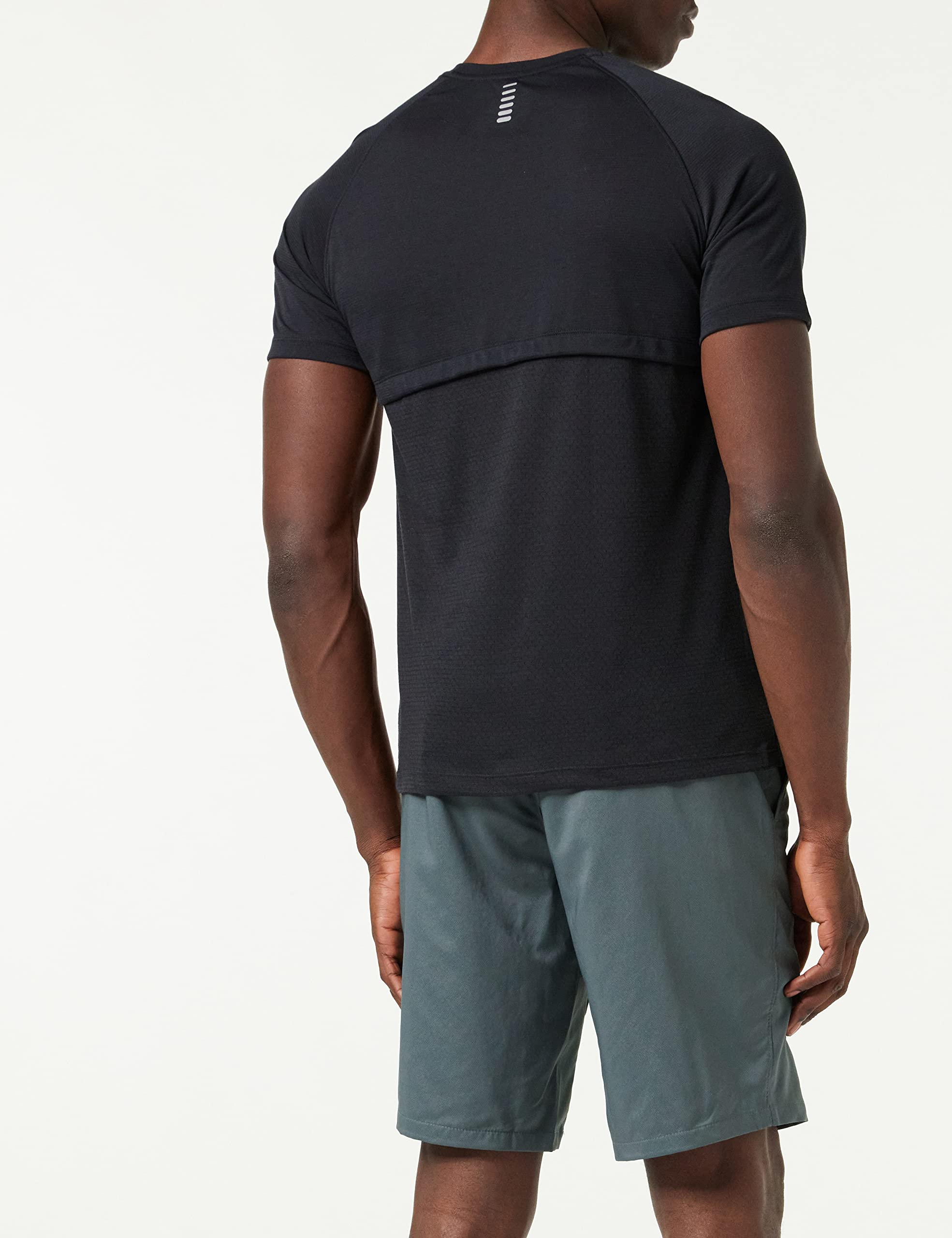 Under Armour Men's Streaker Short-Sleeve T-Shirt , Black (001)/Reflective , Large