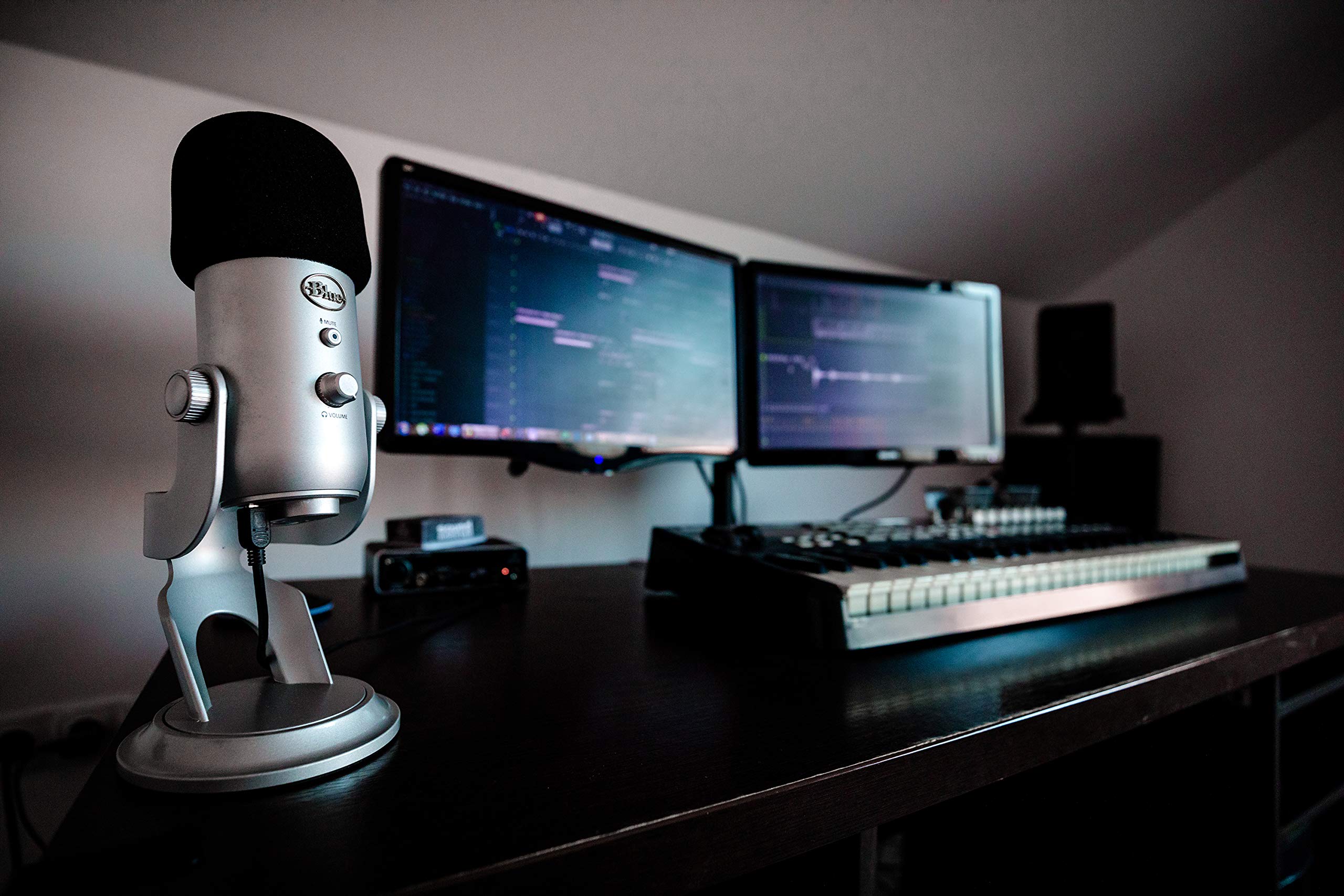 Sound Addicted - Foam Cover Windscreen for Blue Yeti mic's | Perfect fit for Yeti PRO Condenser Microphones