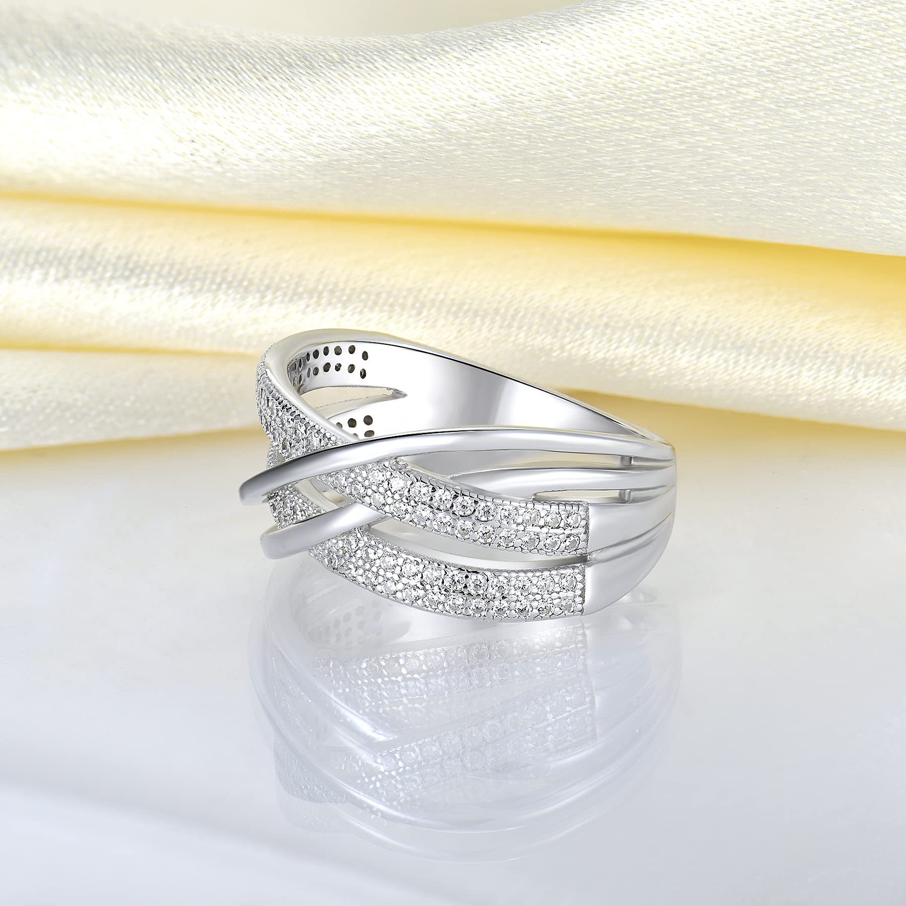 YL Twisted Knot Rings 925 Sterling Silver Criss Knot Ring 18k White Gold Plated Cubic Zirconia Infinity Statement Rings for Women-size8