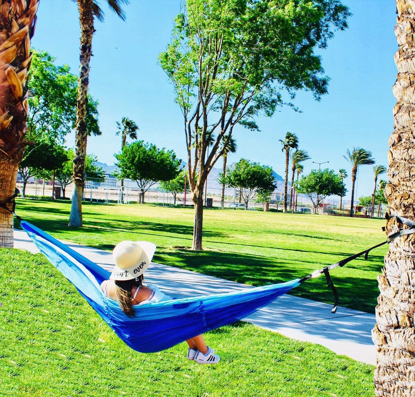 Single & Double Camping Hammock with Mosquito/Bug Net, Outdoor Portable Parachute Nylon Hammock with Tree Straps, Lightweight Backyard Hammock Survival Travel Bed 110" L x 59" W (Blue/Sky Blue)