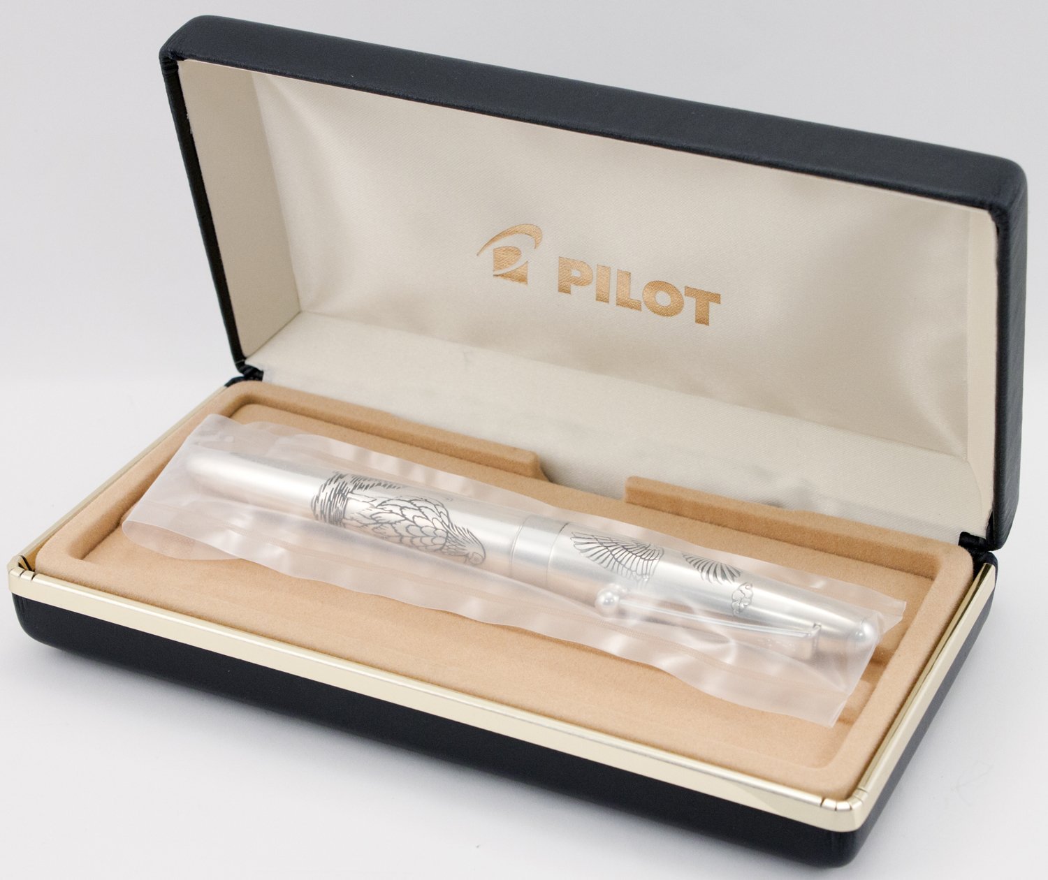 PILOT Namiki Sterling Collection Fountain Pen, Limited Edition Jaguar Design Barrel, Medium Nib (60688)