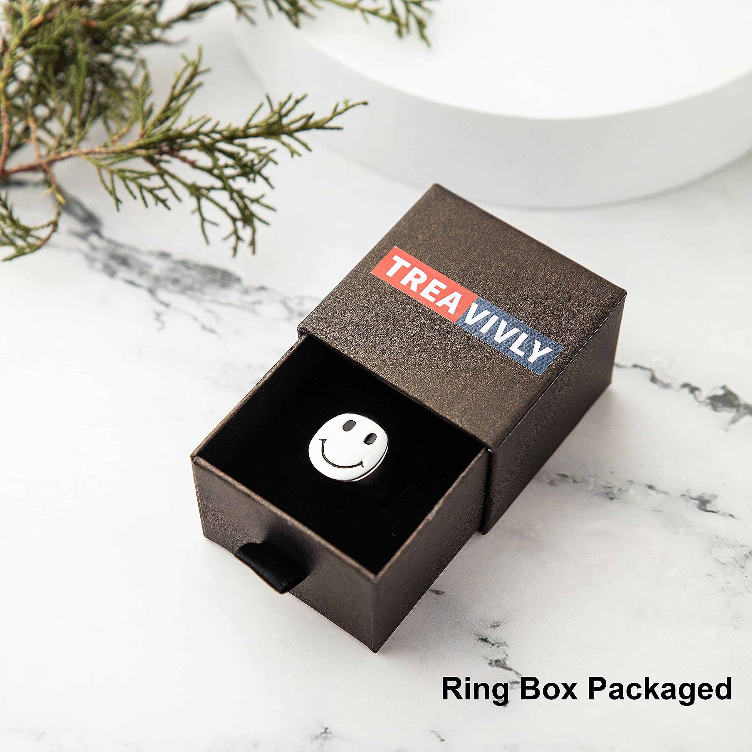 TREAVIVLY Unisex Gold Silver Stainless Steel Ring, Fashion Titanium Smiley Face Ring, Cute Stackable Signet Ring, Cool Aesthetic Ring, Chunky Stacking Ring, Trendy Emo Smile Face Ring For Men and Women