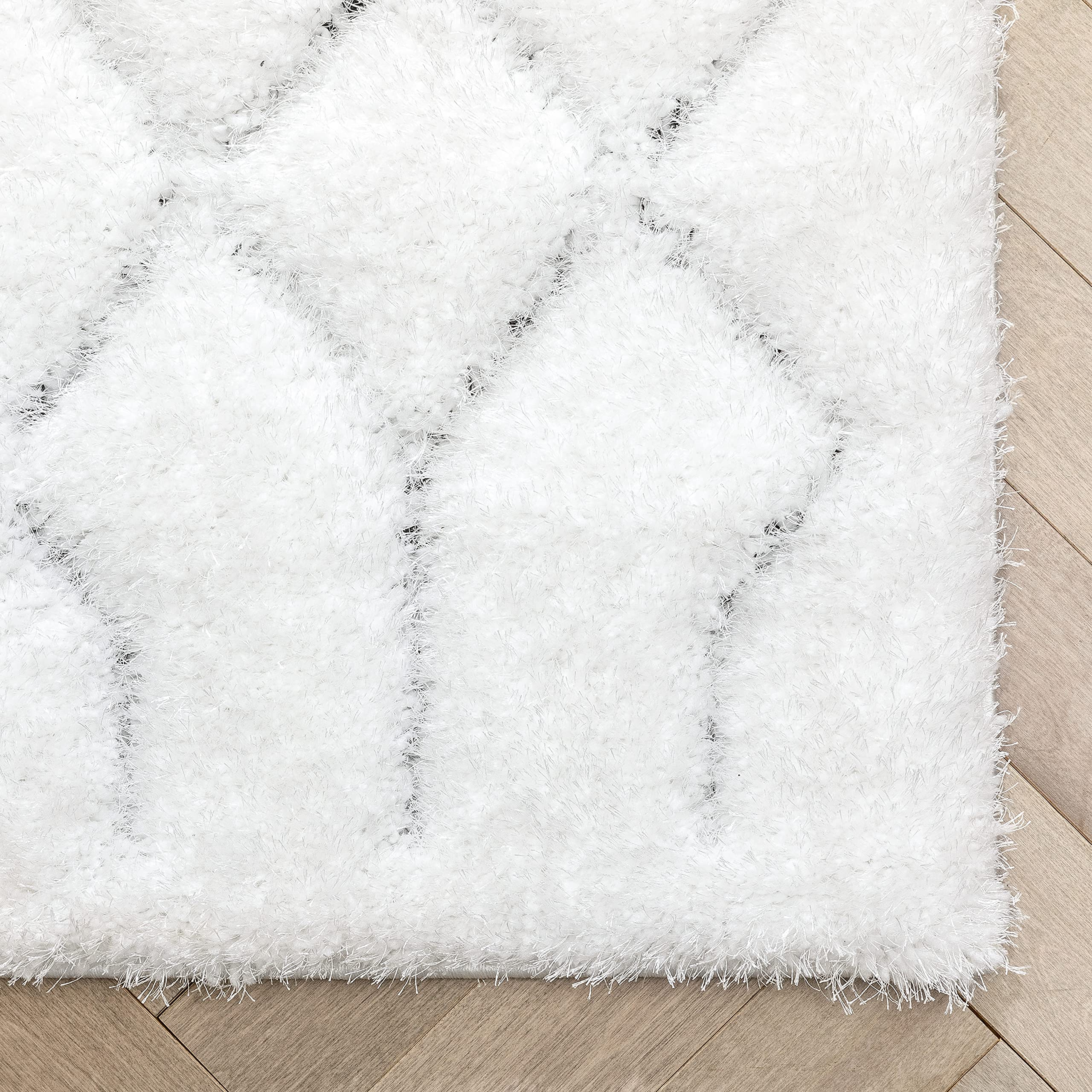 Well Woven Waina Beige Thick & Soft Geometric Shag Area Rug 5x7 (5' x 7'3")
