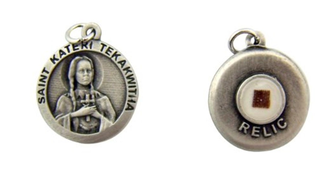 Shomali Catholic Gift 1 Inch Pewter Saint St Kateri Tekakwitha 3rd Class Relic Medal Pendant Religious Jewelry
