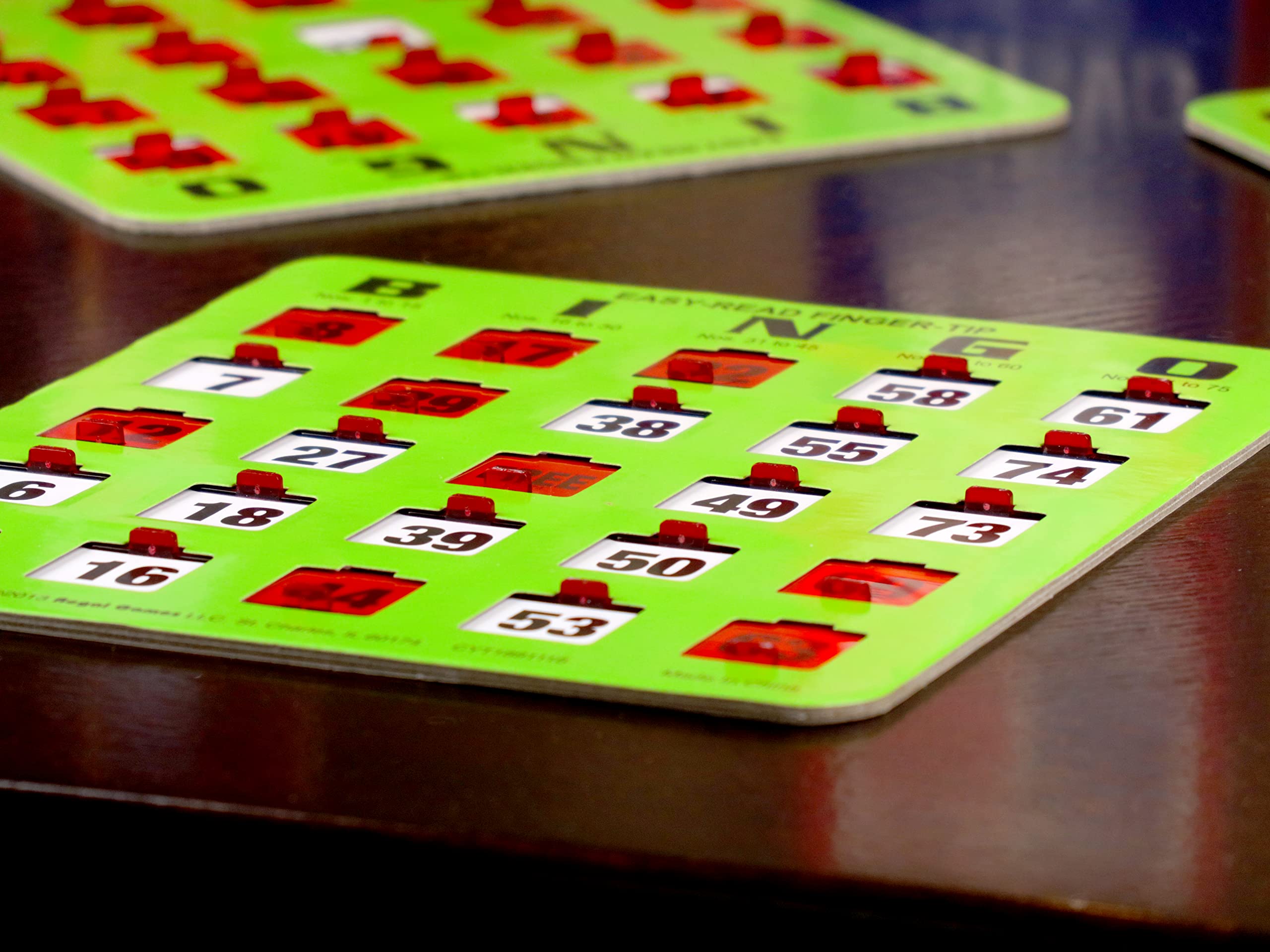 Regal Bingo Finger-Tip Shutter Bingo Cards Set w/Sliding Windows - 10 Bingo Shutter Cards, 75 Reusable Calling Cards, 1 Master Board - Ideal for Family Fun Night - No Chips & Daubers Needed - Green