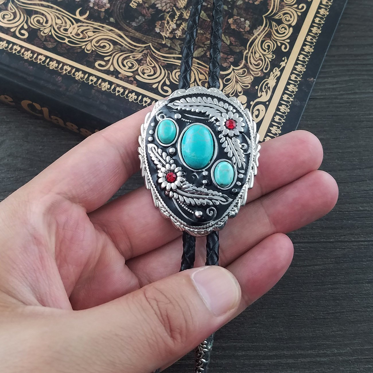 QUKE Blue Natural Turquoise Flower Pattern Bolo Tie Western Cowboy Vintage Handmade Genunie Leather