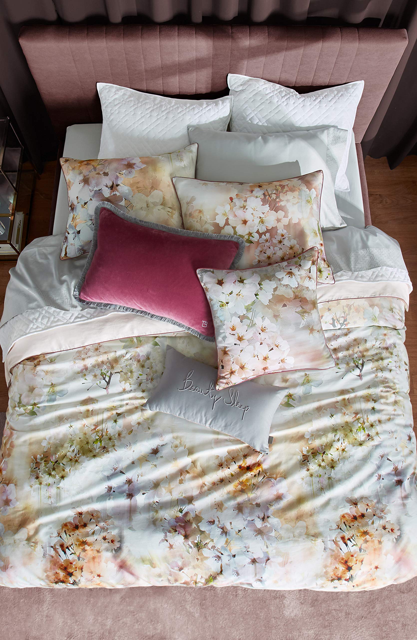 Ted Baker Vanilla Duvet Set, King, White