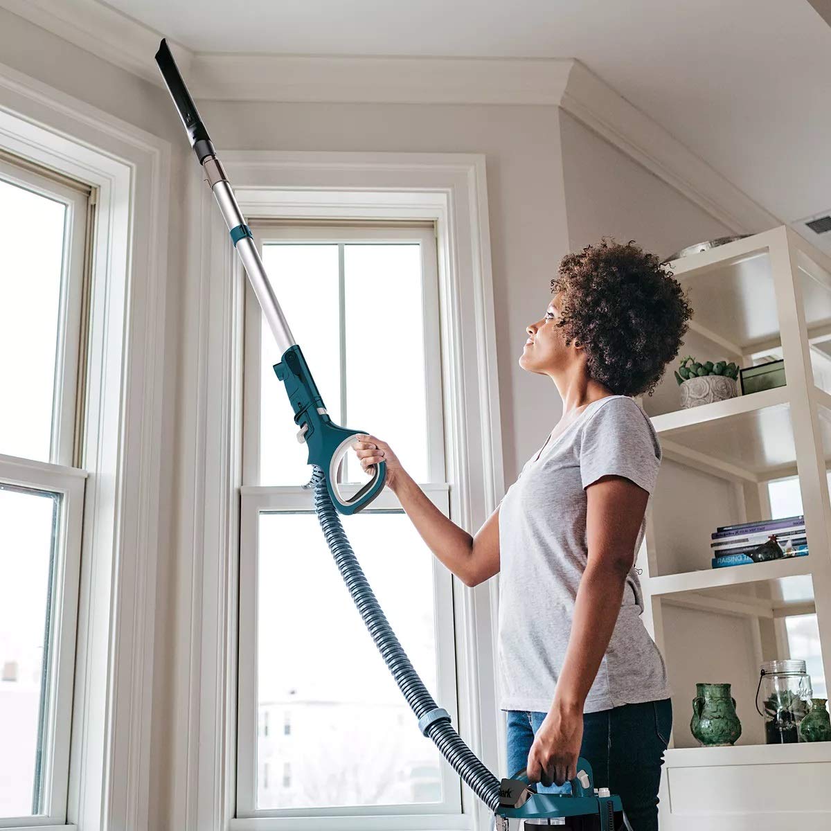 Shark Rotator Lift-Away with Self-Cleaning Brushroll Upright Vacuum, ZU572
