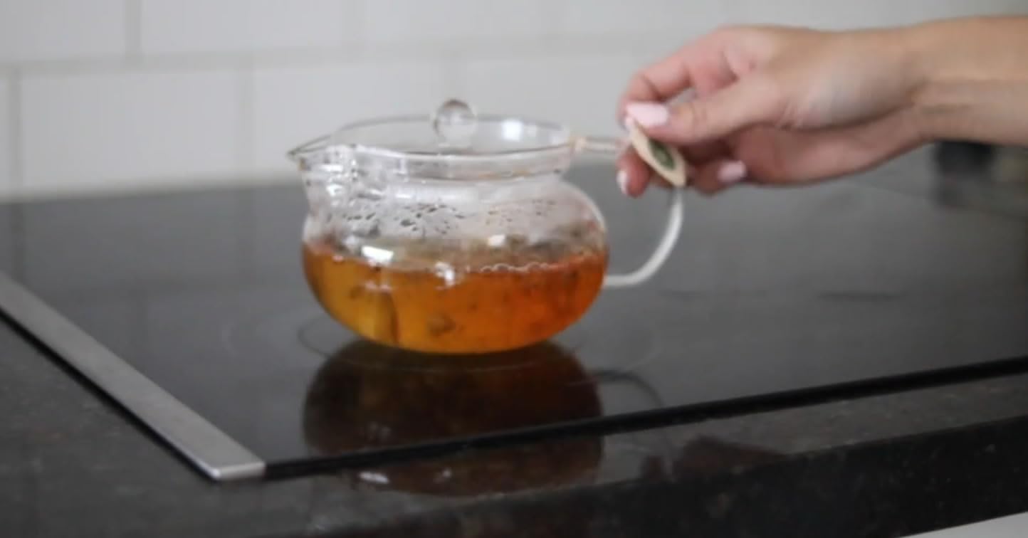 Teabloom Kyoto 2-in-1 Tea Kettle/Tea Maker β Heatproof Glass Teapot with Removable Loose Tea Filter β Tea Connoisseur's Choice