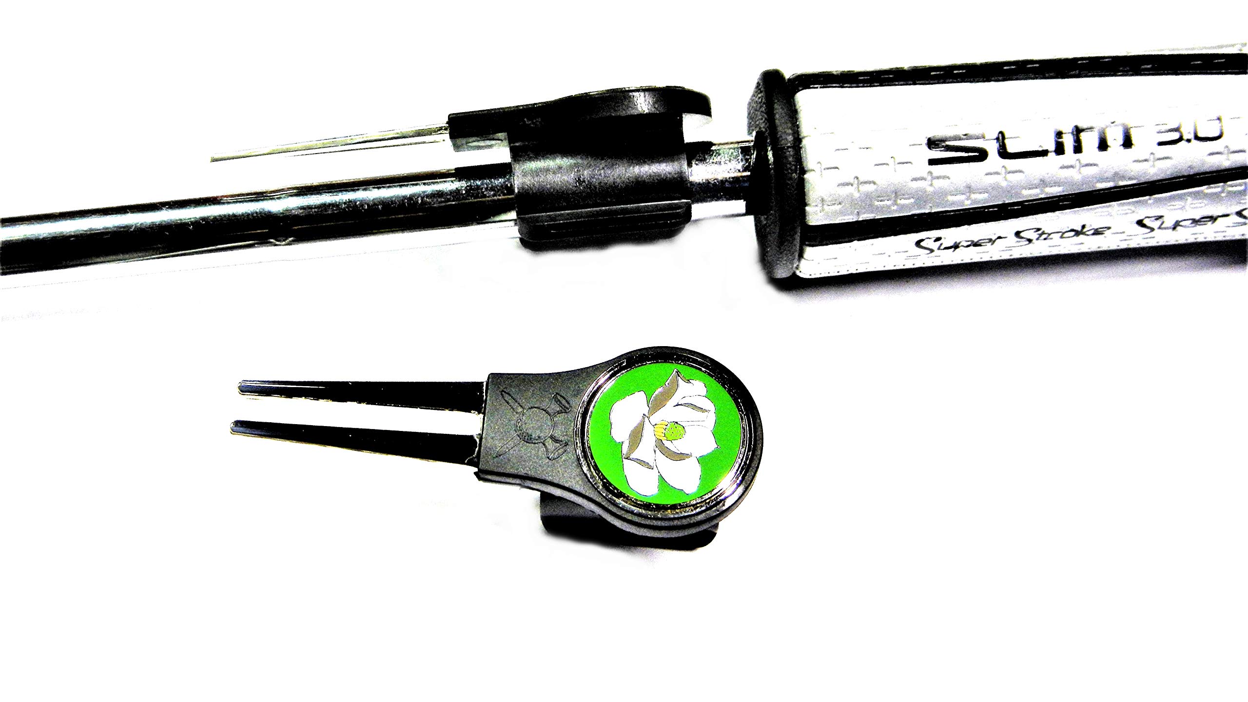 Putter Mounted Divot Tool and Ball Marker- Magnolia
