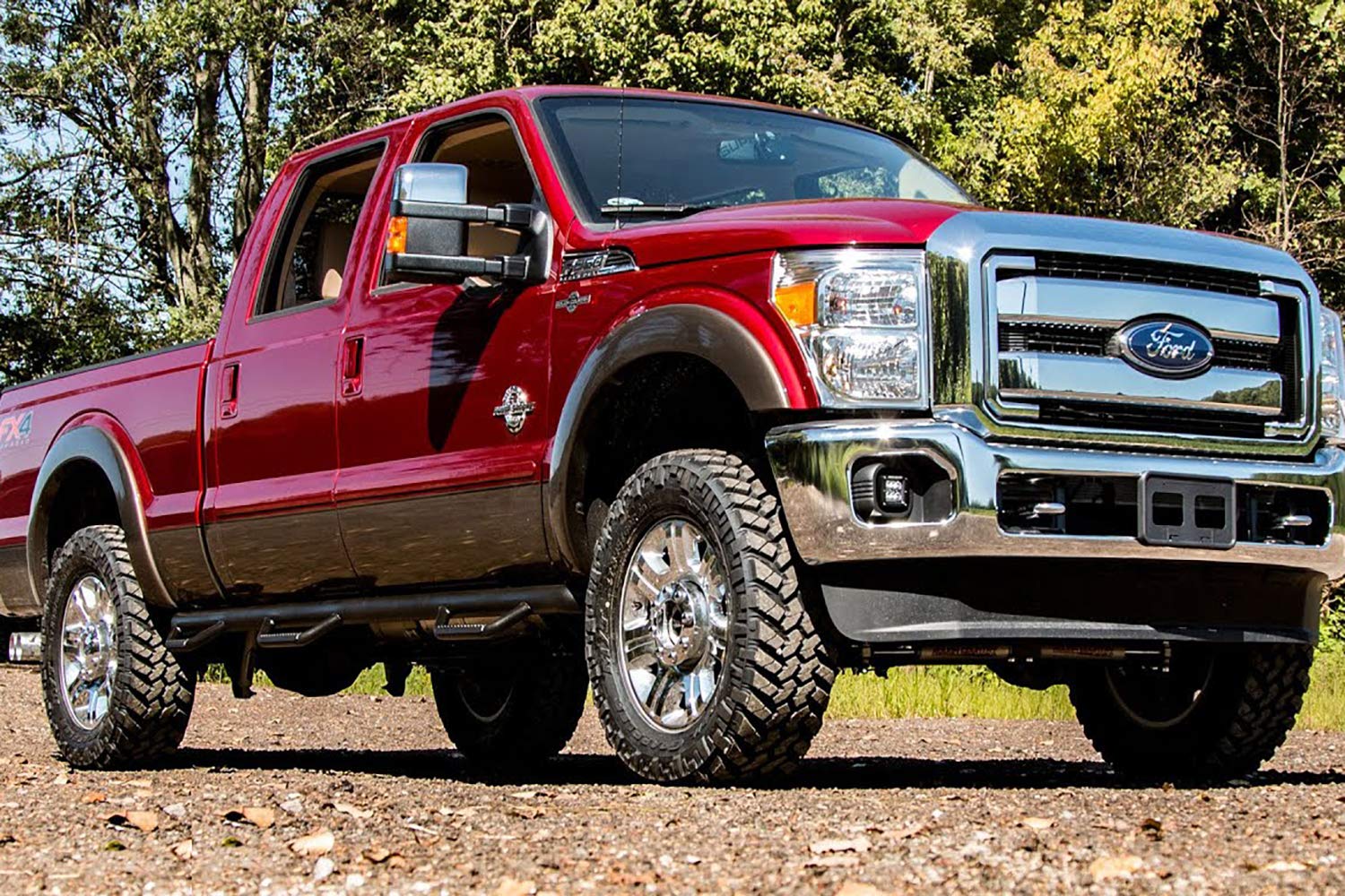 Rough Country 4" Lift Kit w/N3 Shocks for 1999-2004 Ford Super Duty 4WD - 49530